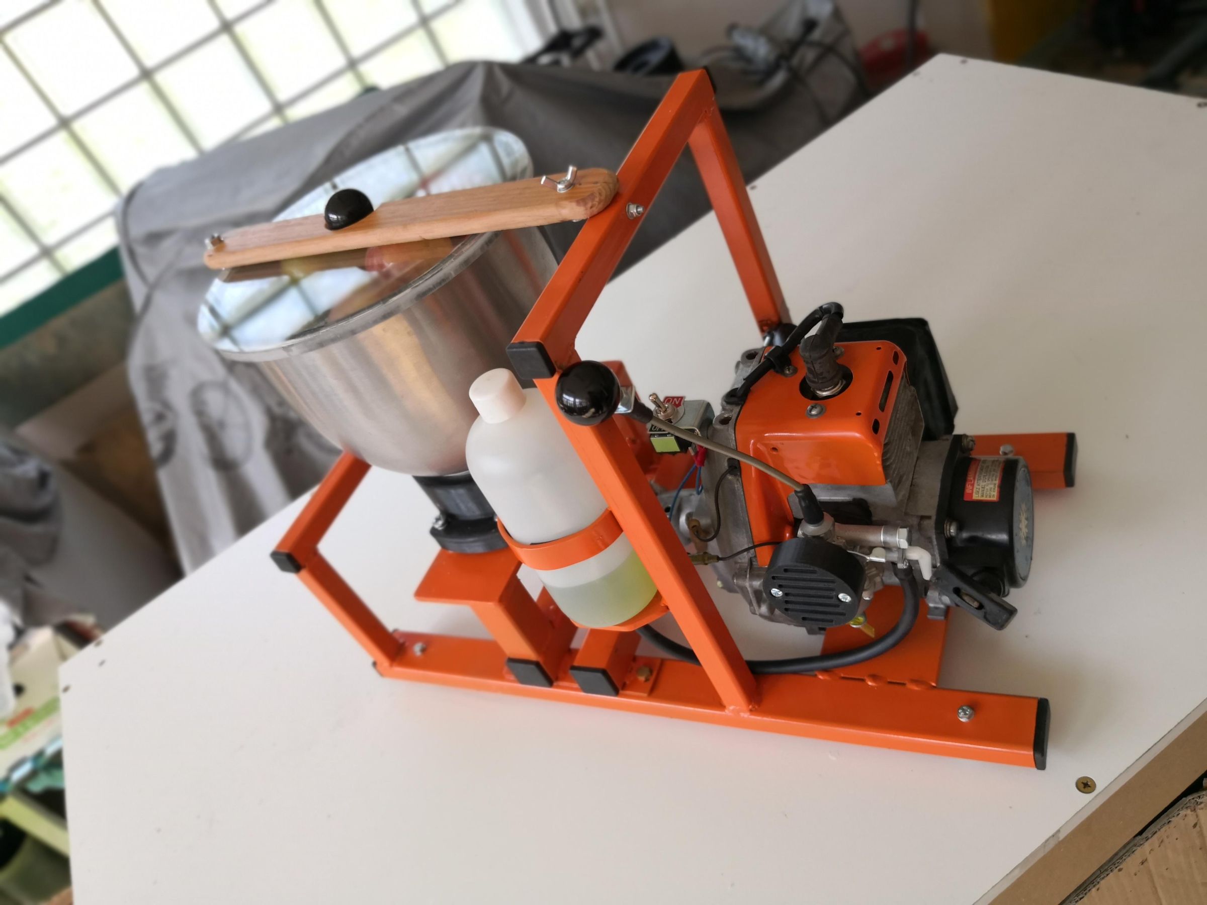 Gas Powered Blender of DOOM : 21 Steps (with Pictures) - Instructables
