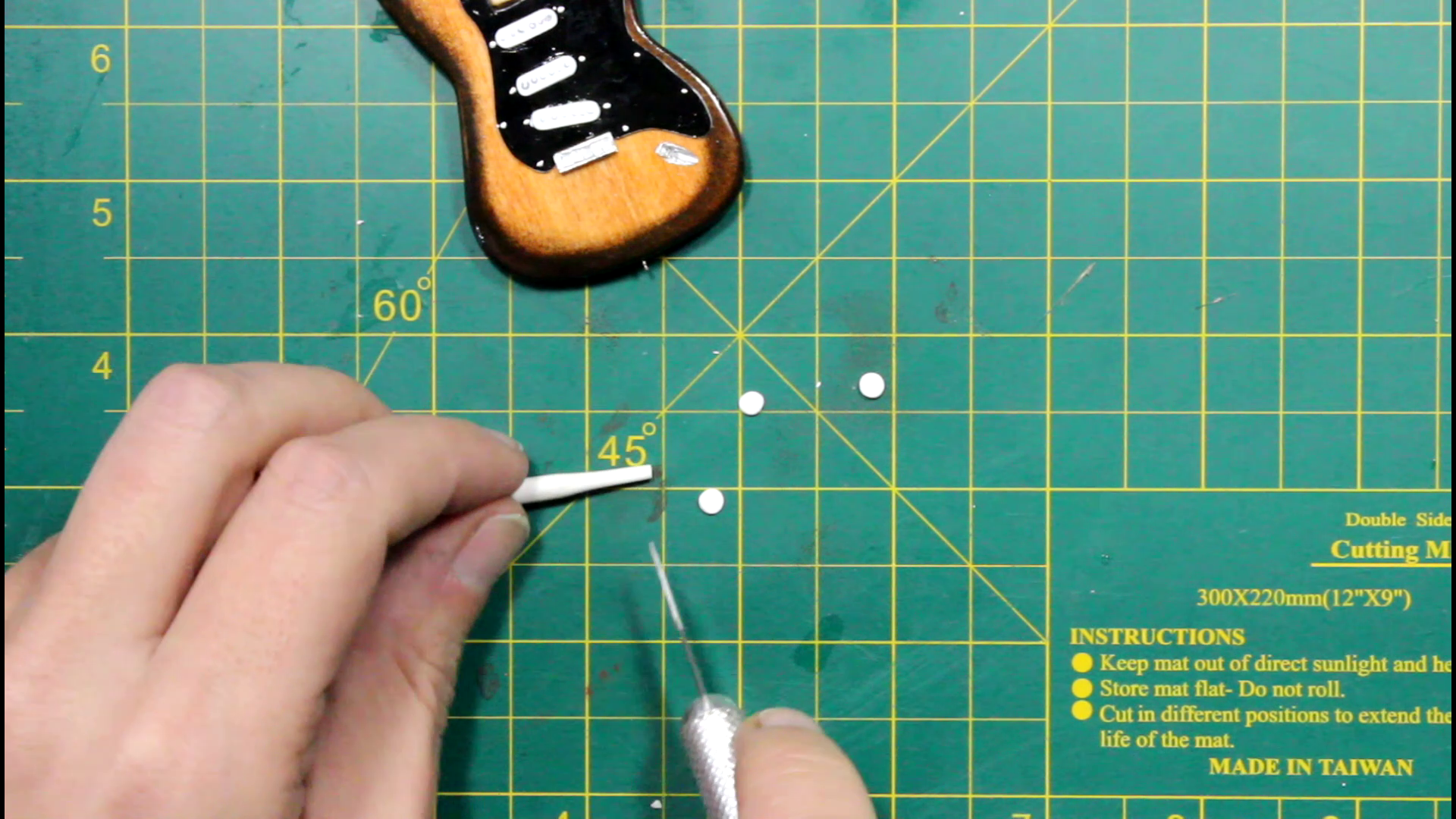 Make a Scale Electric Guitar : 16 Steps (with Pictures) - Instructables