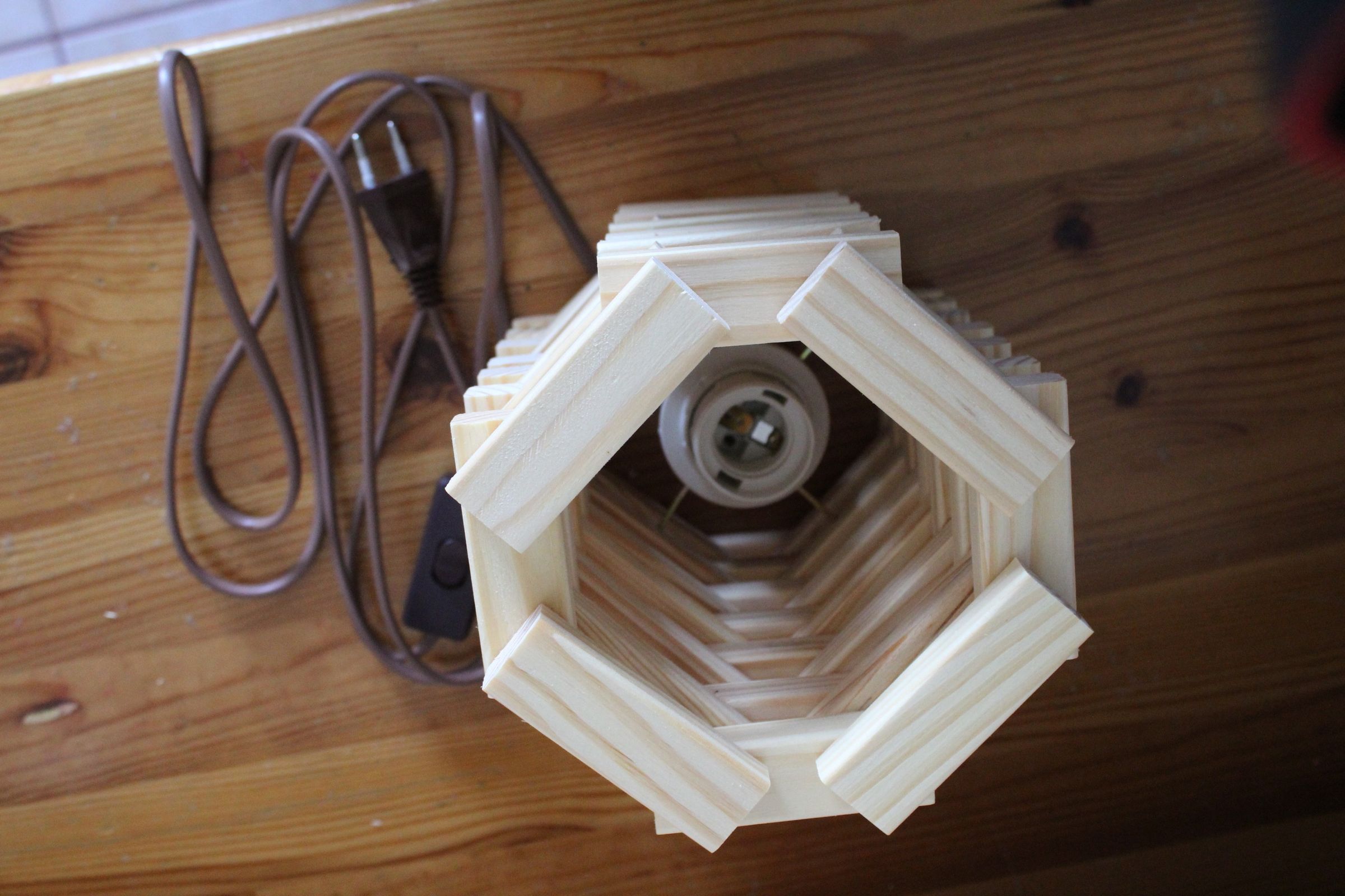 Jenga Lamp DIY : 5 Steps - Instructables