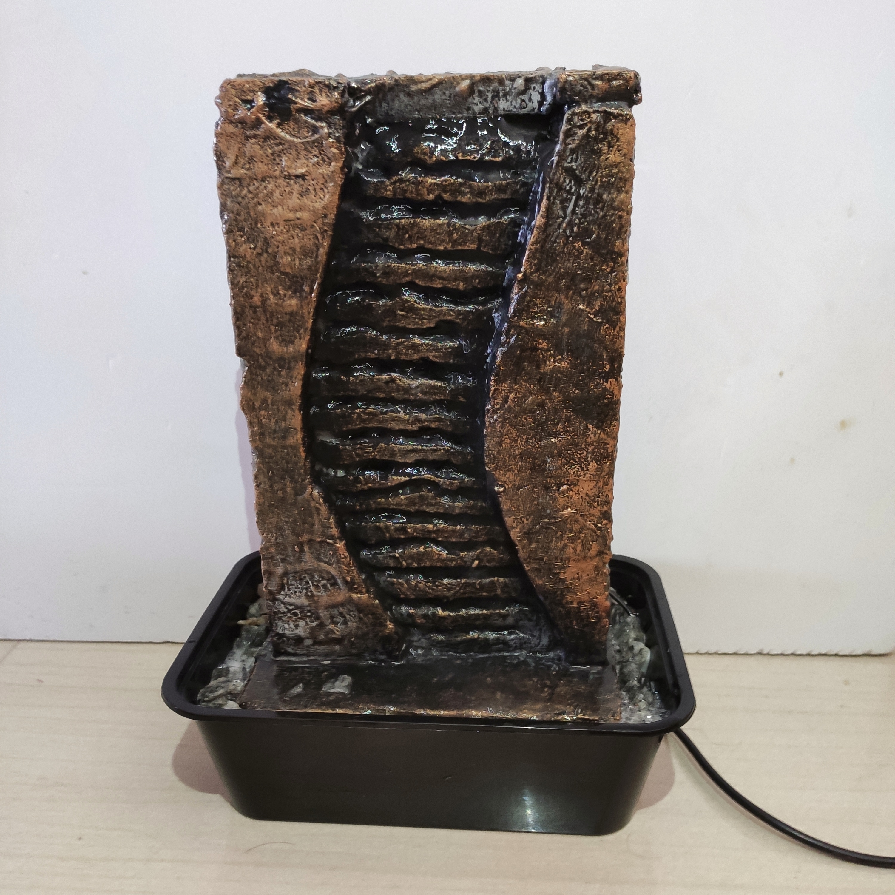 Mini Water Fountain : 7 Steps (with Pictures) - Instructables