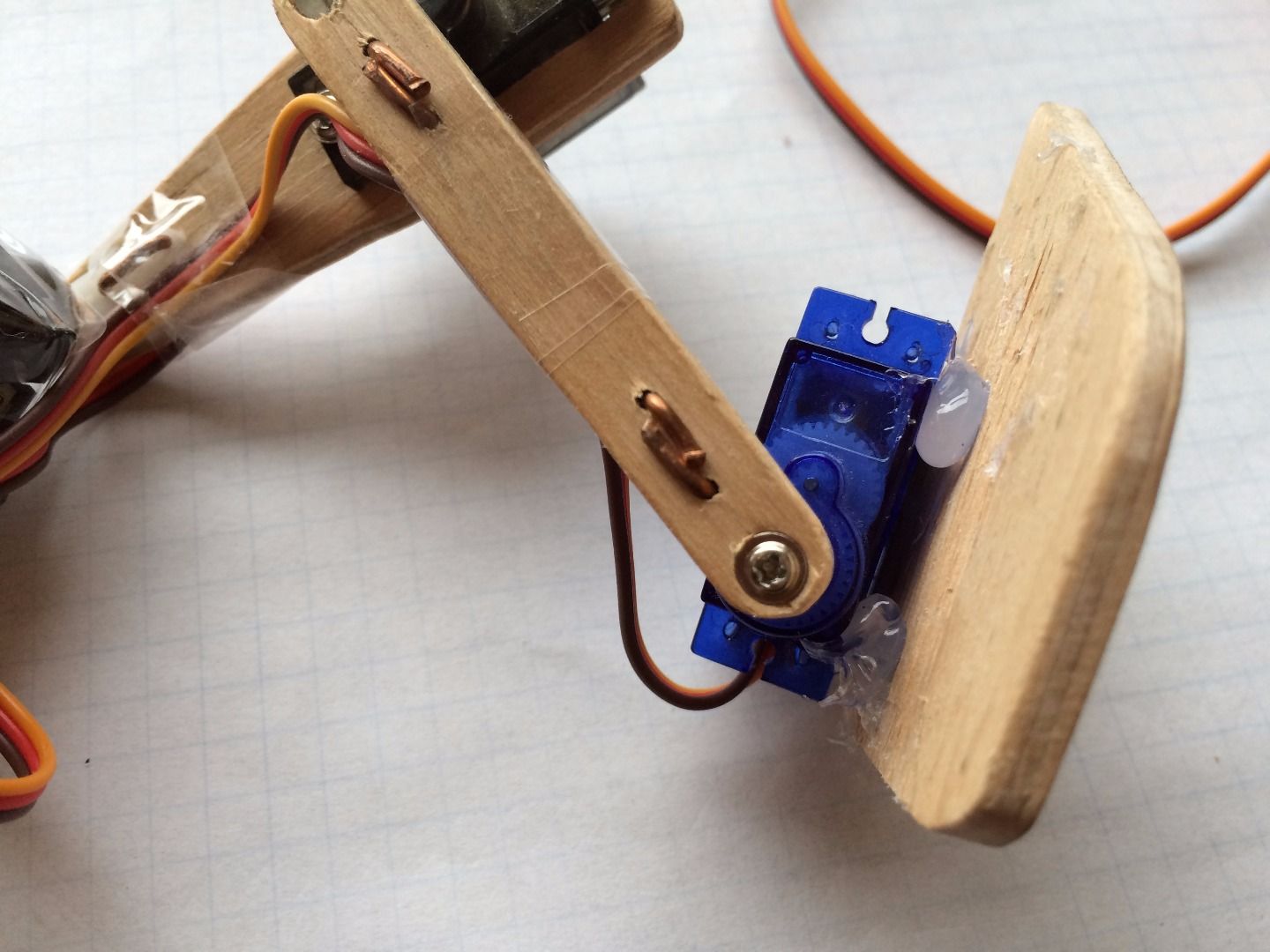 Bipedal Walking Robot : 4 Steps - Instructables