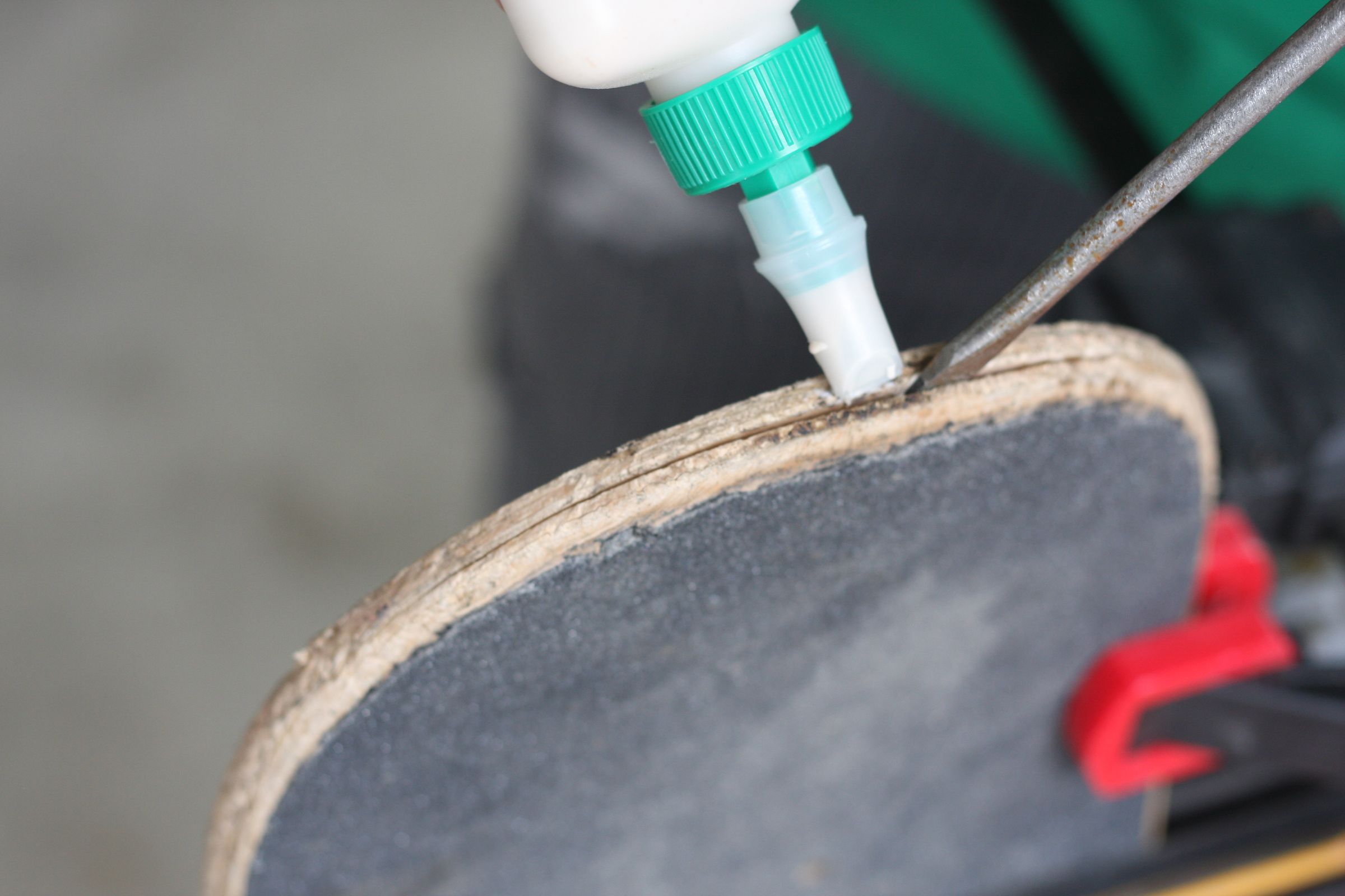 Fixing Skateboard Delamination : 4 Steps - Instructables