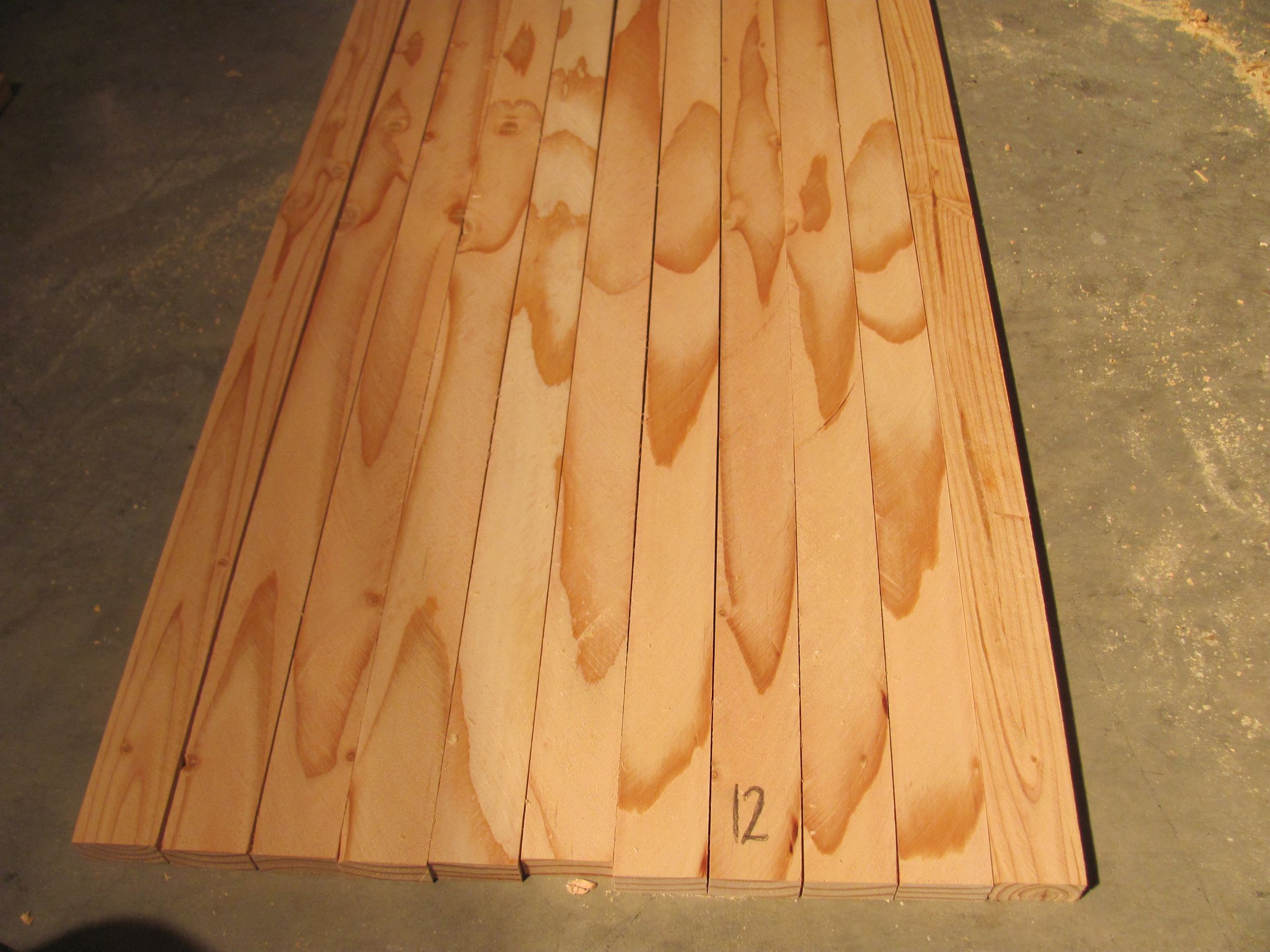 2x12 End Table With HDPE Knob : 12 Steps (with Pictures) - Instructables