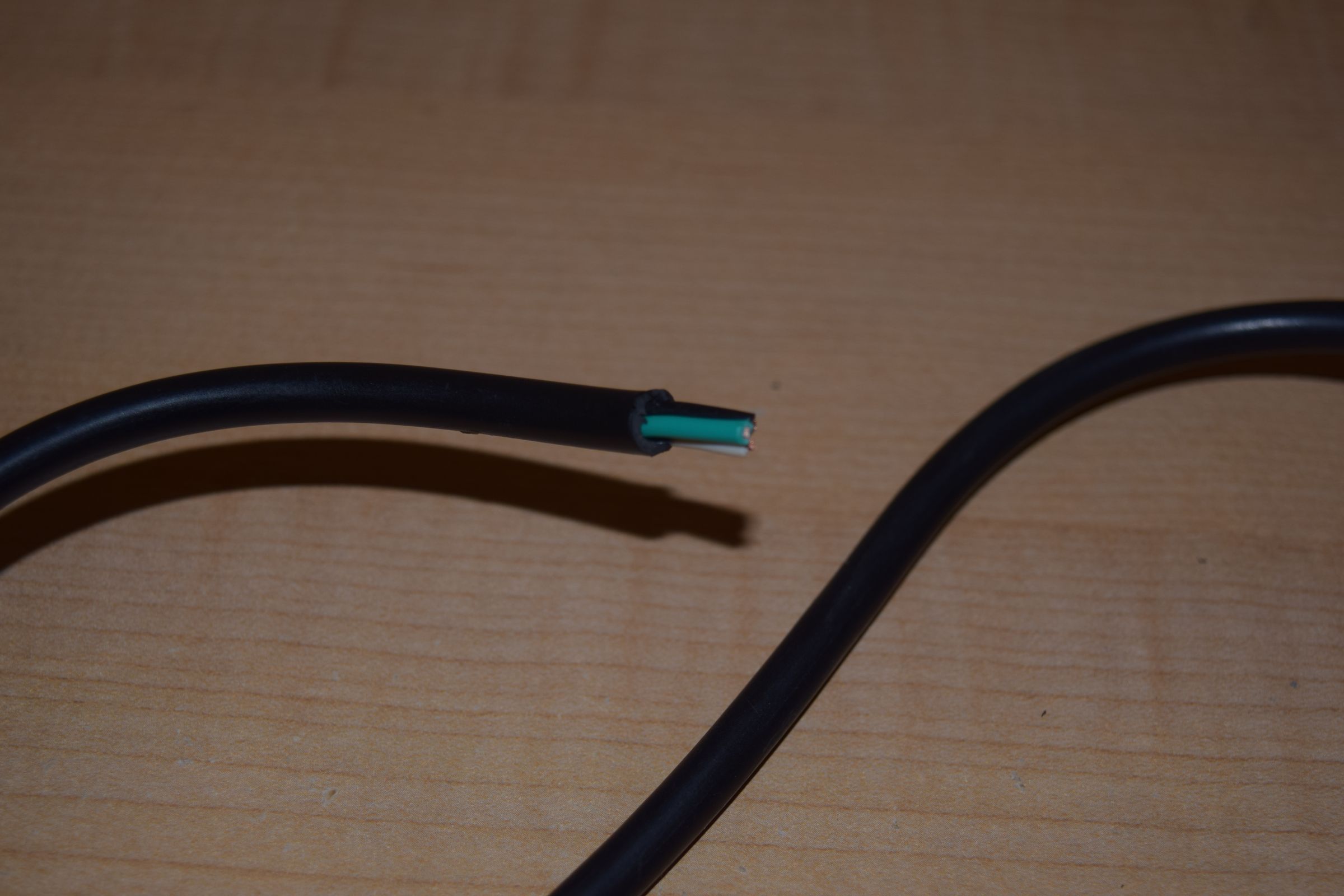 Power Cord Repair : 5 Steps - Instructables