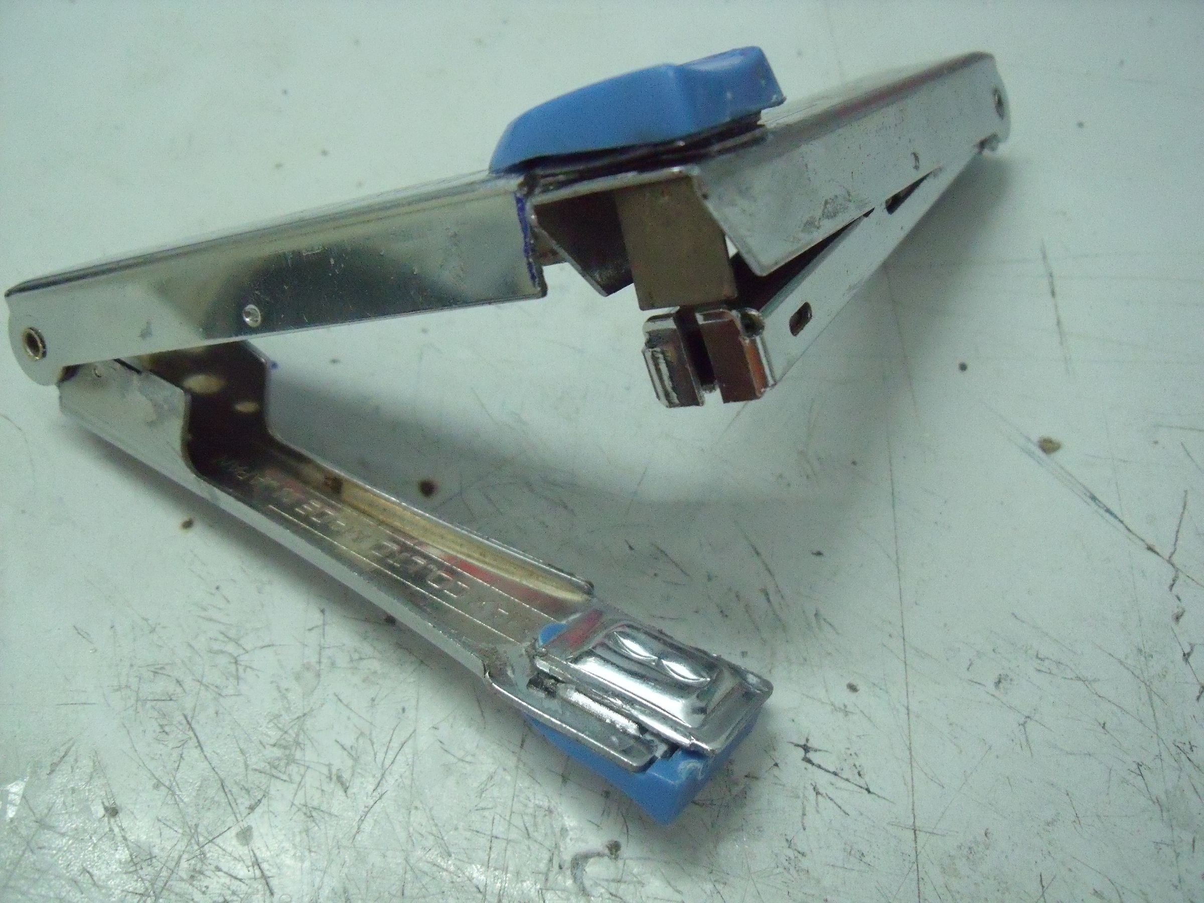 DIY Vertical Stapler : 4 Steps - Instructables