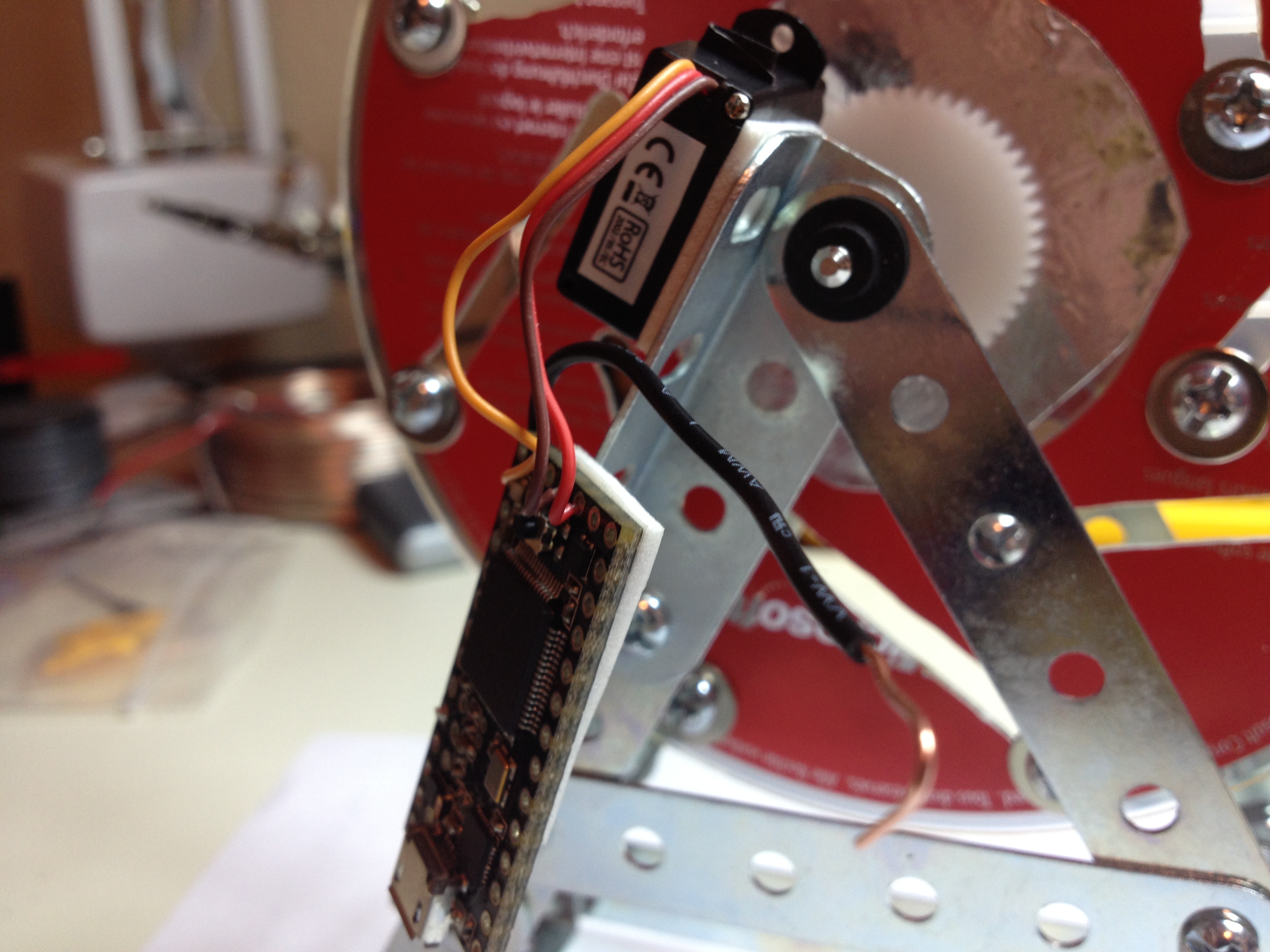 Overbalanced Wheel (Fake Perpetual Motion Machine for Fun) : 9 Steps ...