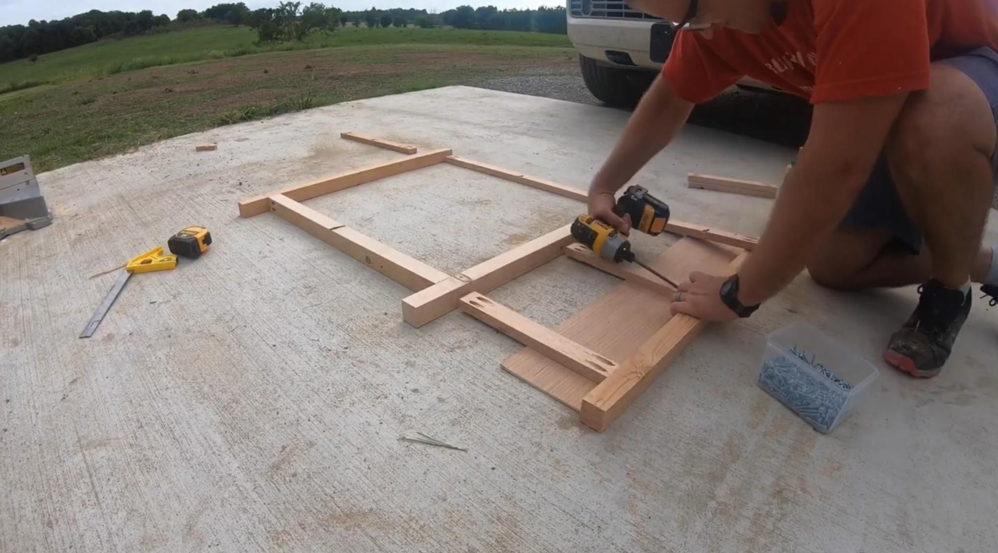 How to Build a Small Desk : 14 Steps (with Pictures) - Instructables