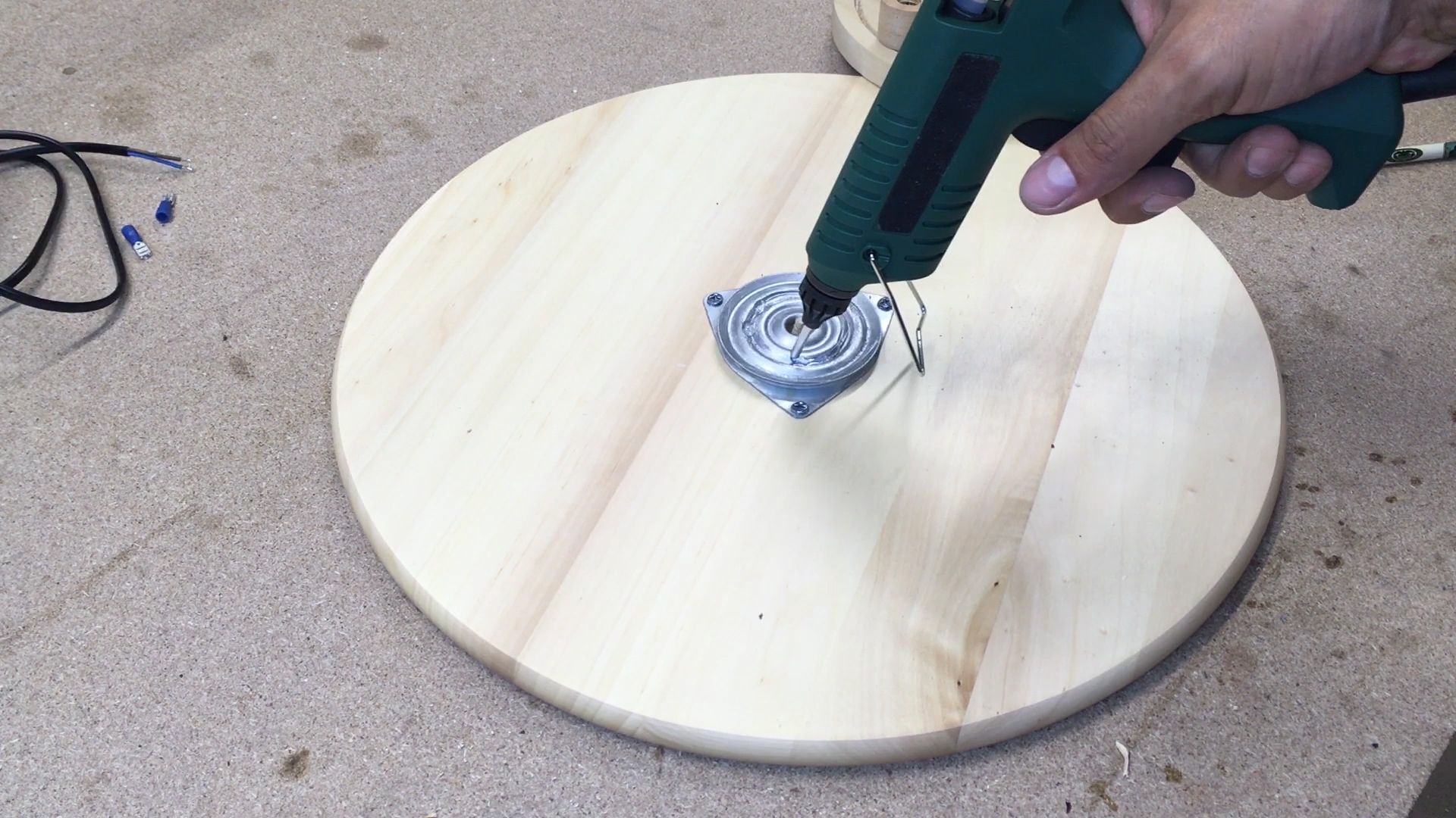 How to Make Motorized Turntable From Lazy Susan : 7 Steps (with ...