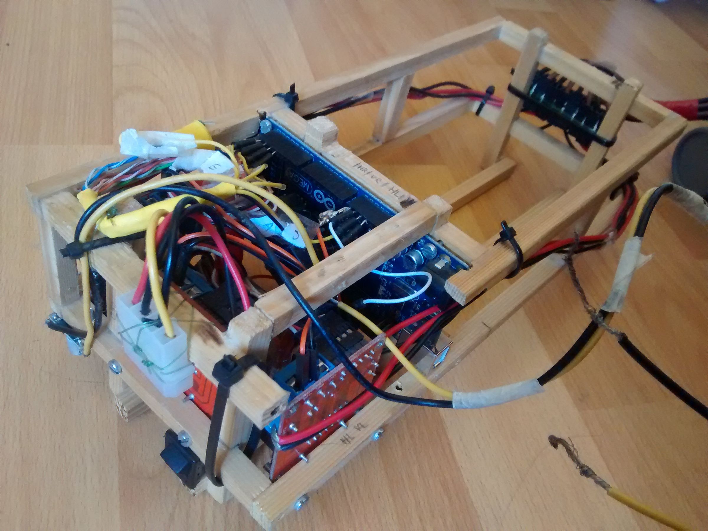 Build Your Own Underwater ROV From Scratch : 8 Steps (with Pictures ...