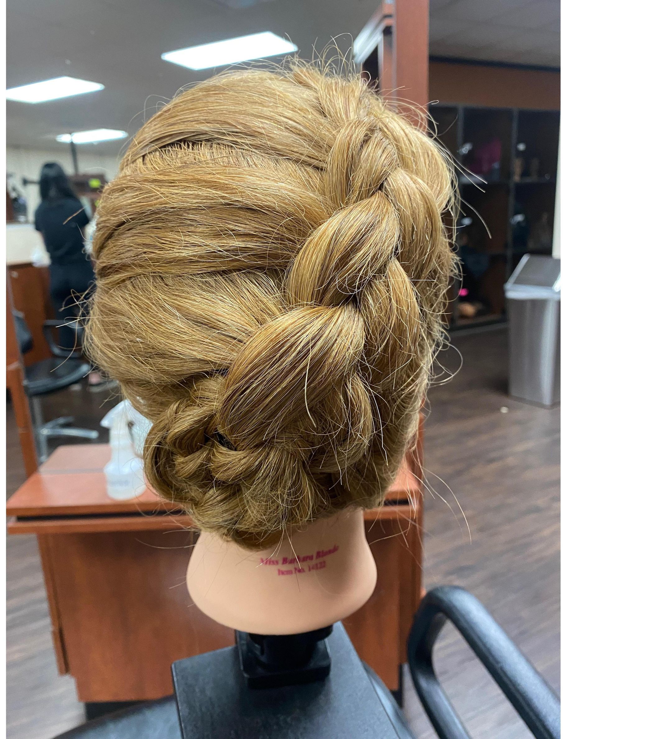 Up-Do Side Bun With Braid : 14 Steps - Instructables