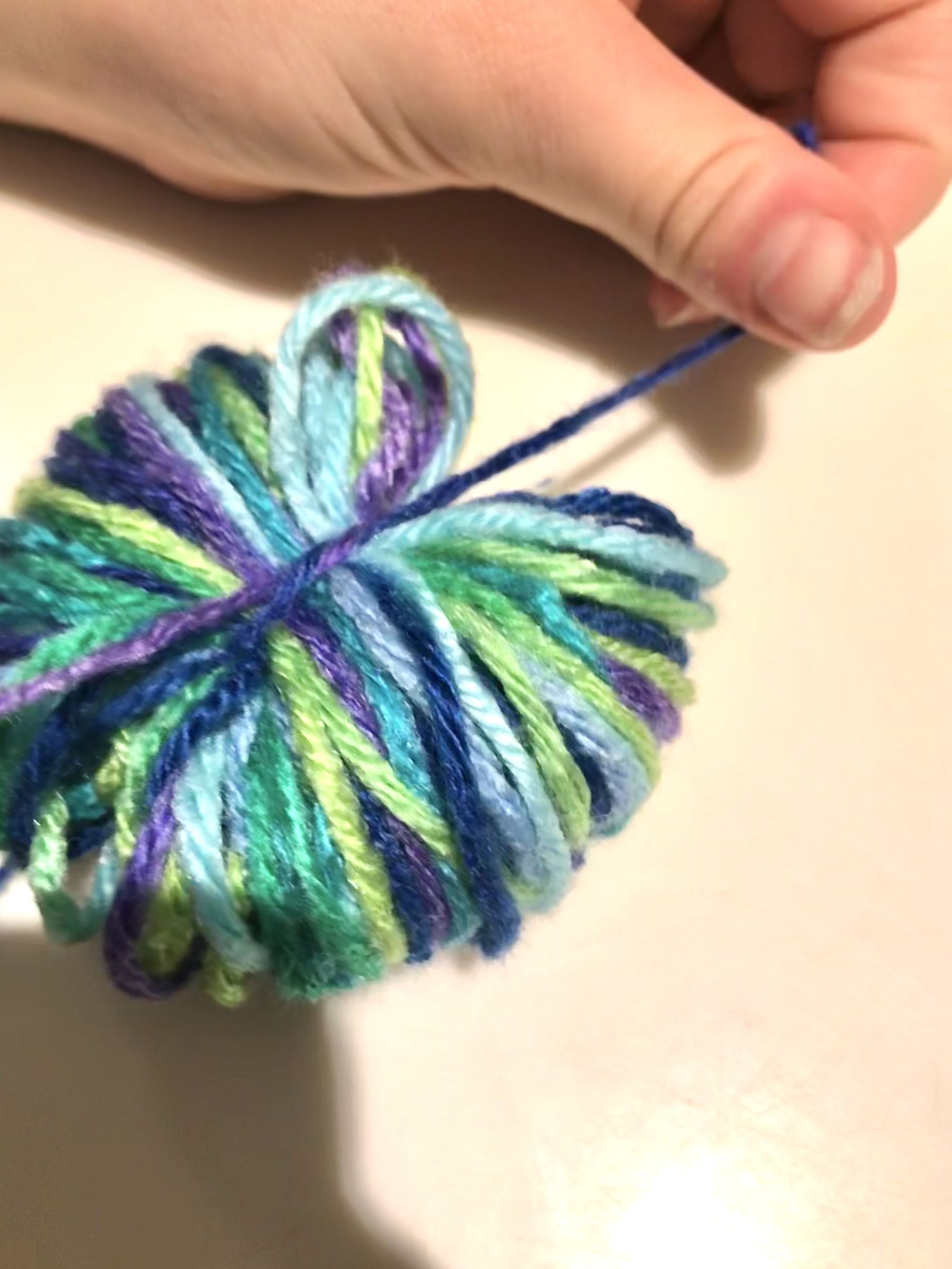 Yarn Pom-Pom Flowers : 5 Steps - Instructables
