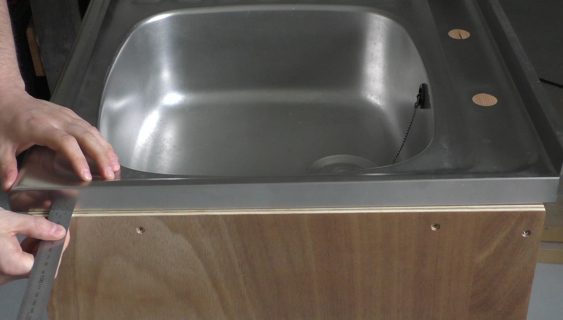 Custom Kitchen Sink Cabinet : 9 Steps (with Pictures) - Instructables