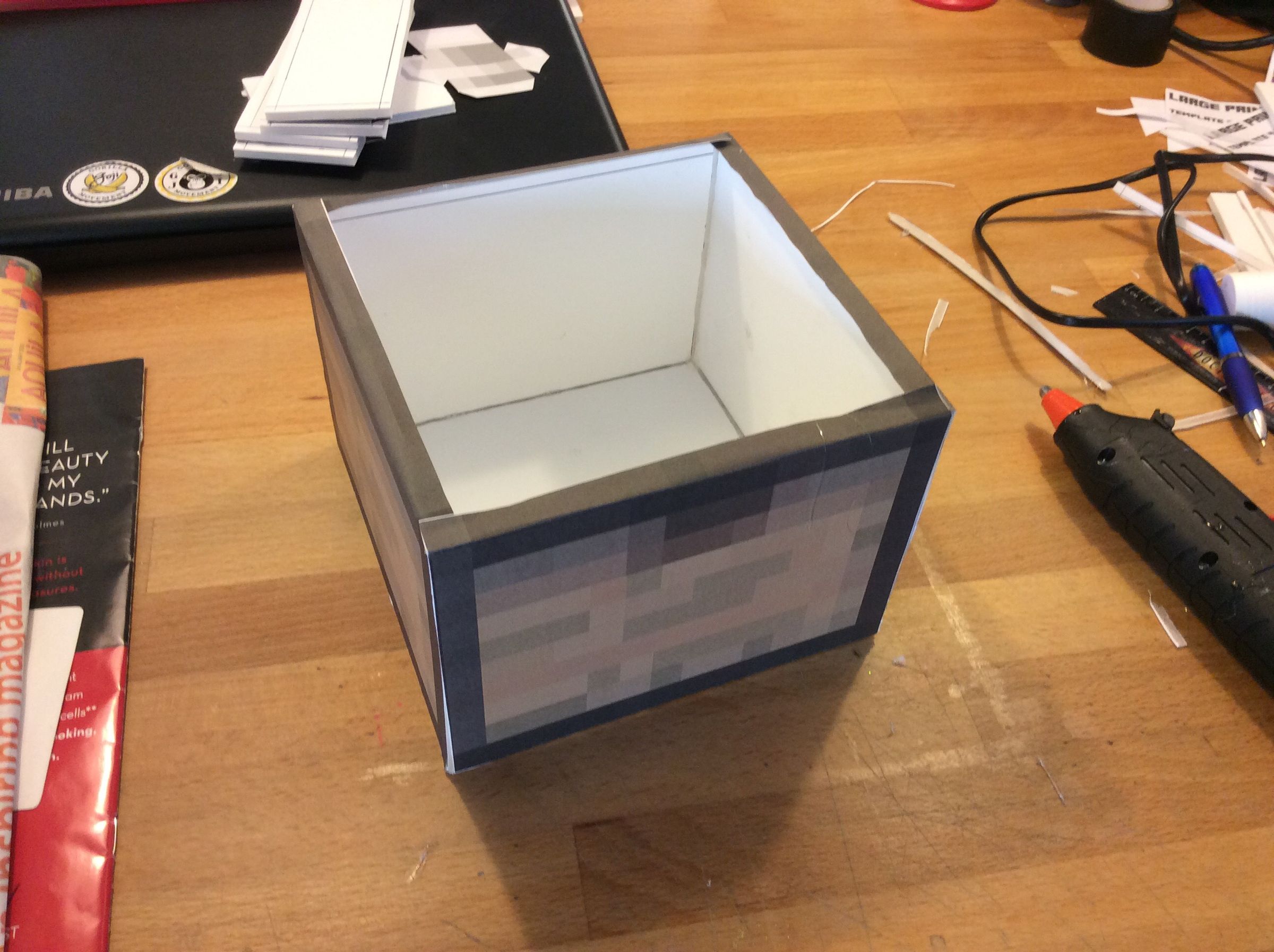 Minecraft Chest : 8 Steps - Instructables