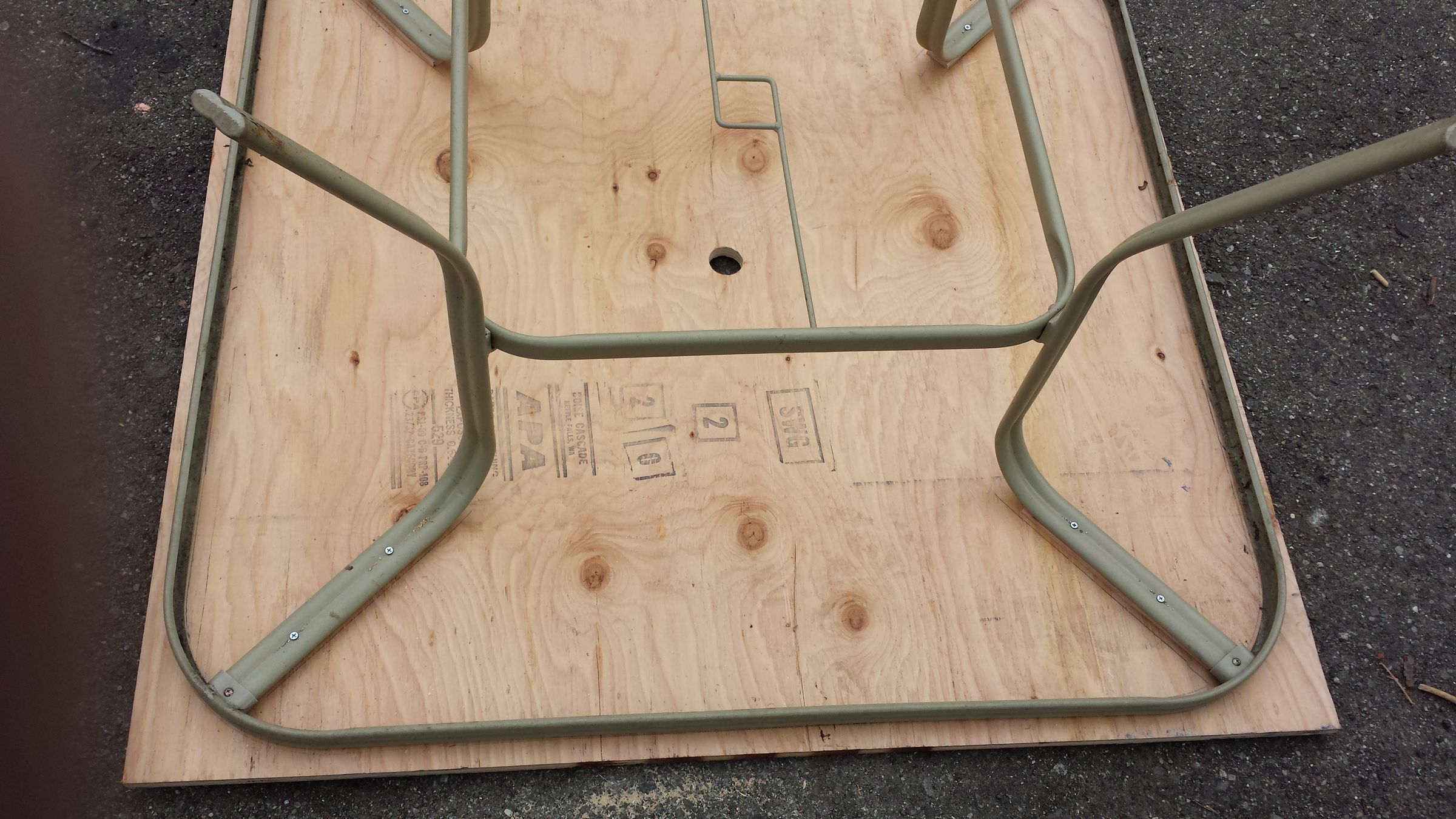 Fail! Patio Table Top Replacement : 5 Steps (with Pictures) - Instructables