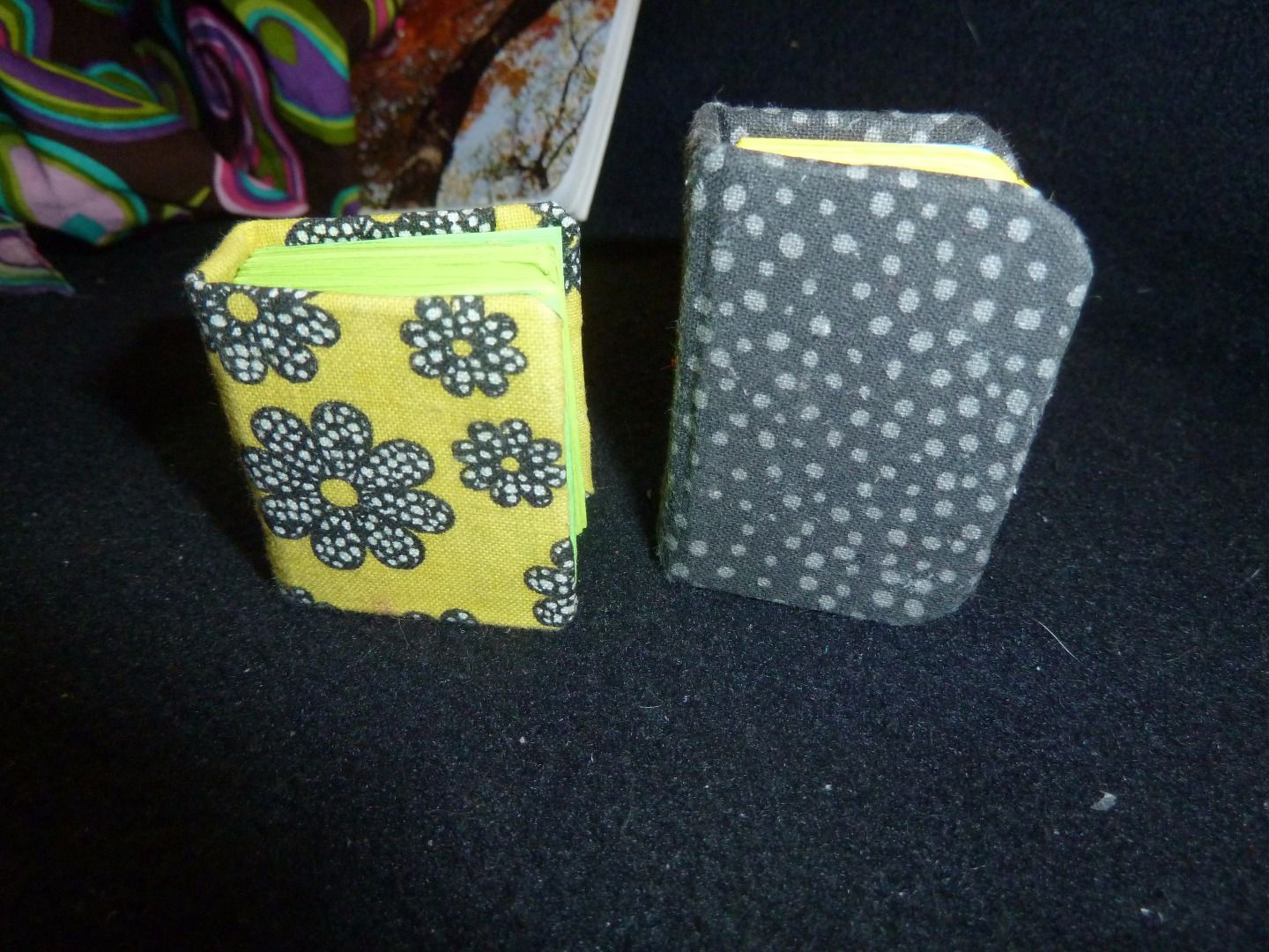 Miniature Books : 11 Steps (with Pictures) - Instructables