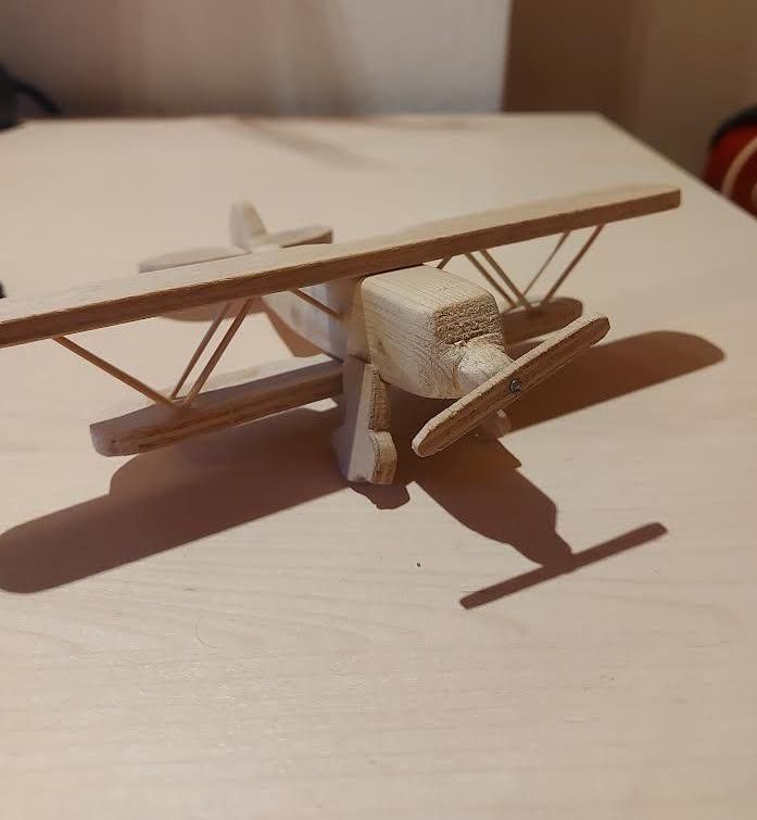Wood Plane Decoration : 4 Steps - Instructables