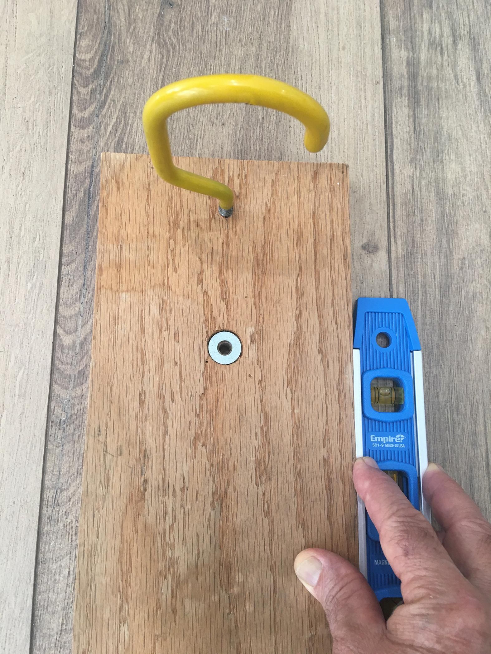 "LAW of GRAVITY" BIKE HANGER : 12 Steps - Instructables