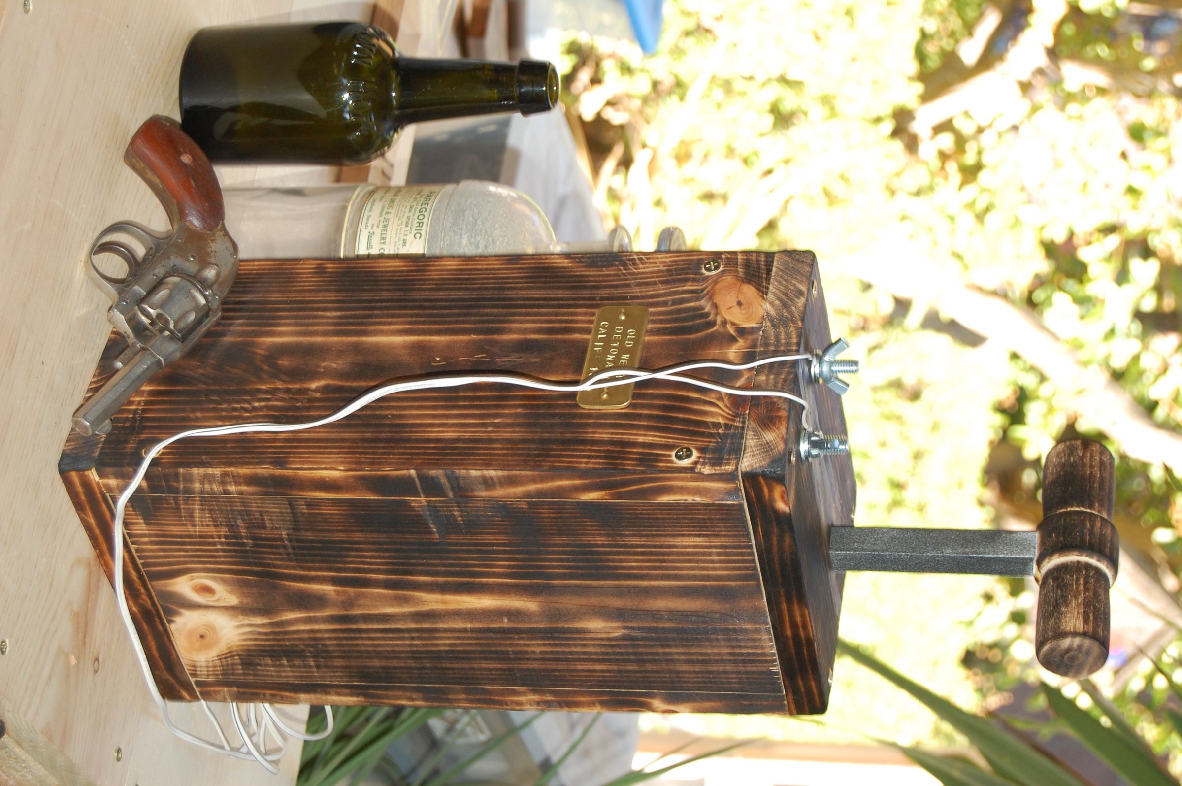 Old West Detonator Prop : 3 Steps (with Pictures) - Instructables