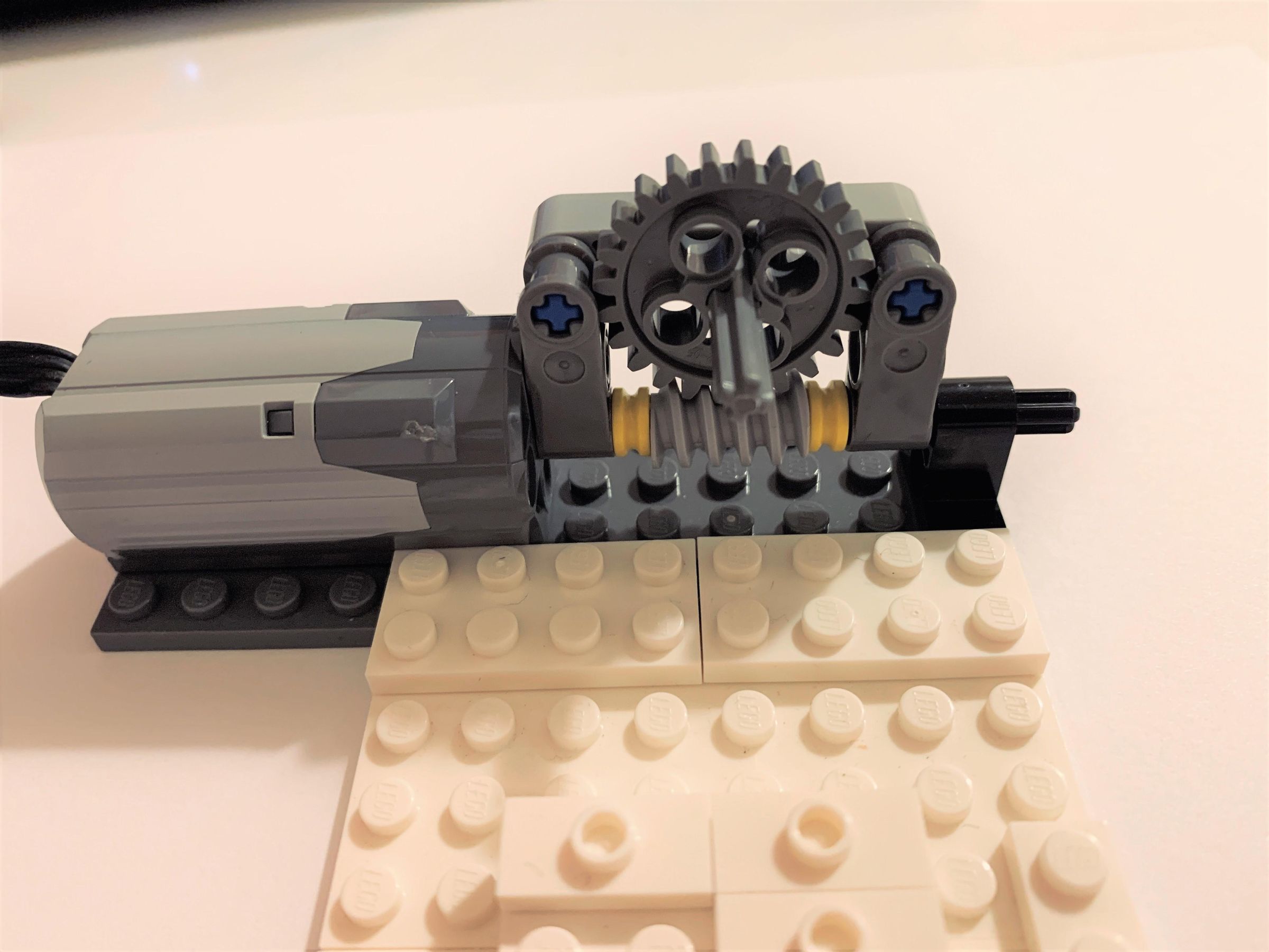 To Be or Not to Be LEGO Kinetic Sculpture : 3 Steps - Instructables