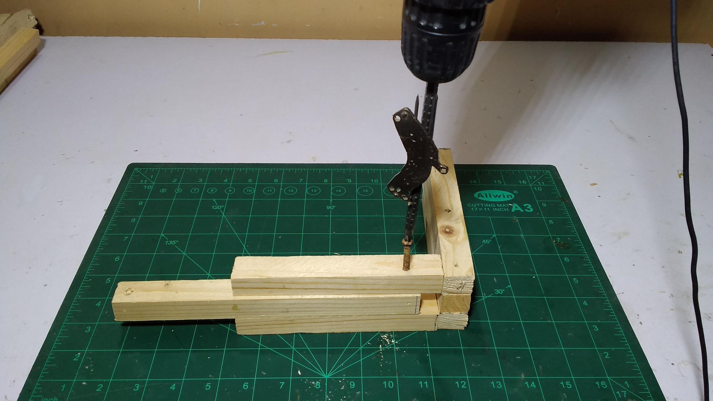 How to Make Wooden Catapult : 5 Steps (with Pictures) - Instructables