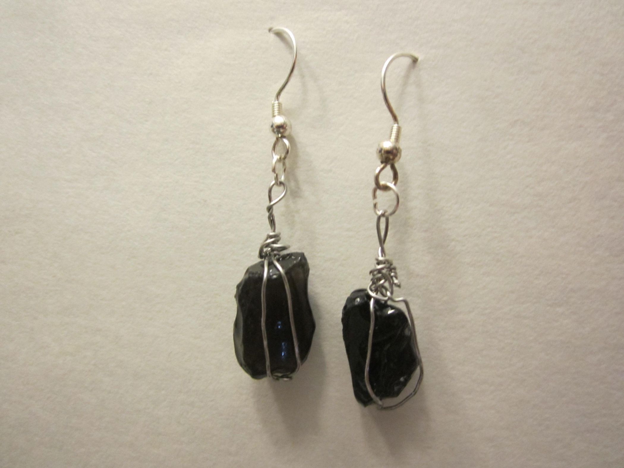 Apache Tears Earrings : 3 Steps - Instructables