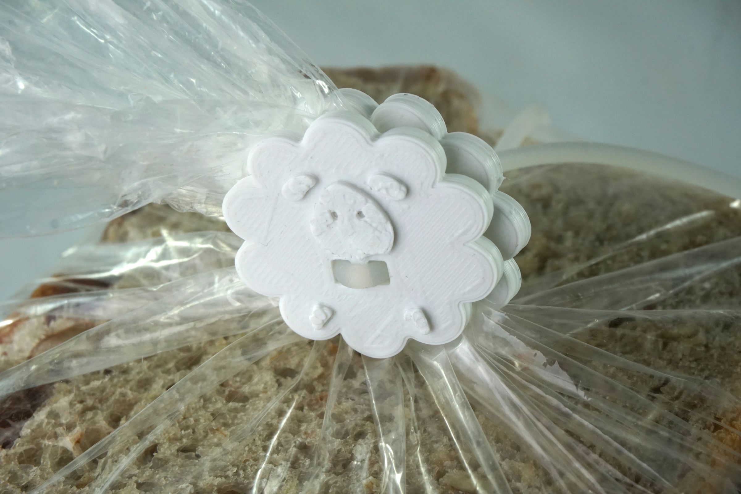 Simple Fastener: Practical Intro to 3D Modeling : 5 Steps (with ...