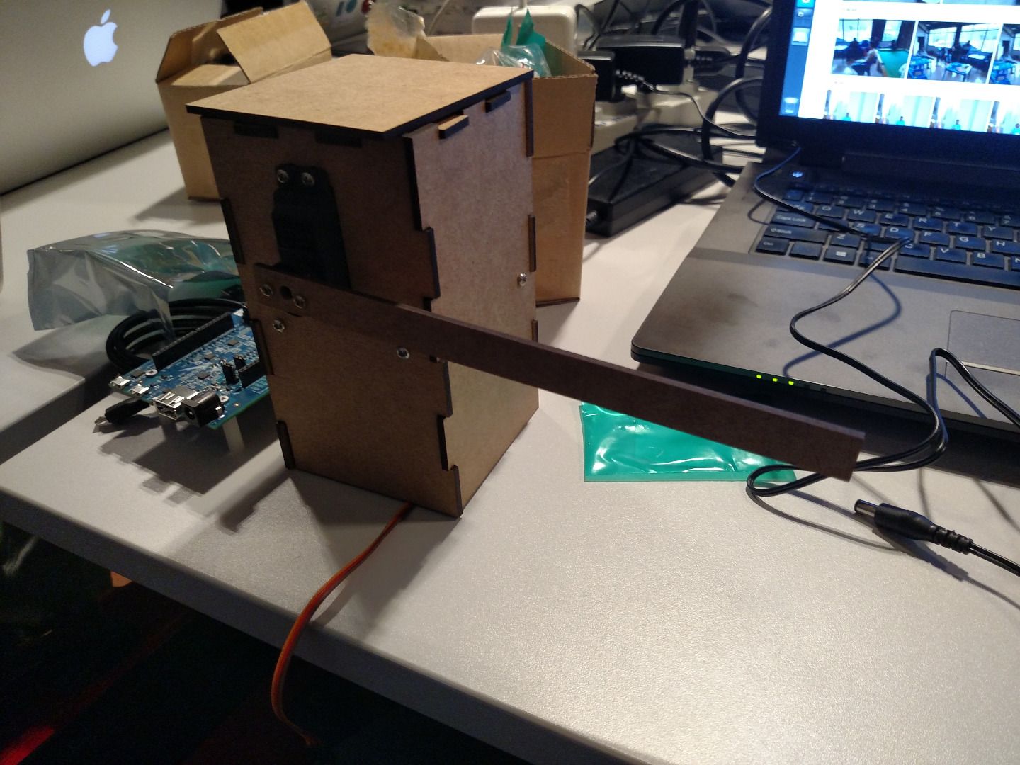 Intel Edison Gate Control - Instructables