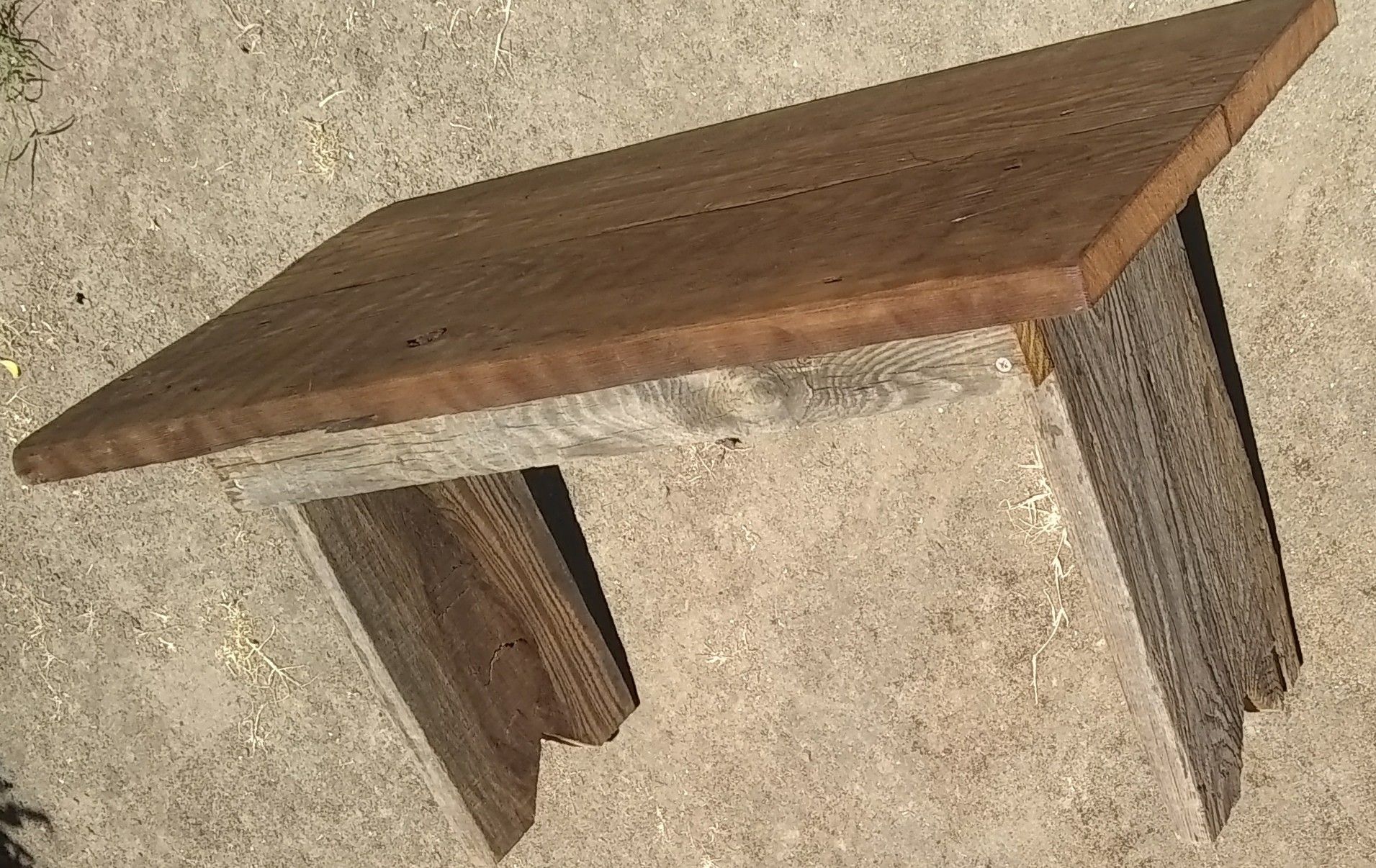 Simple Shaker-Style Bench - From Redwood Fencing : 6 Steps (with ...