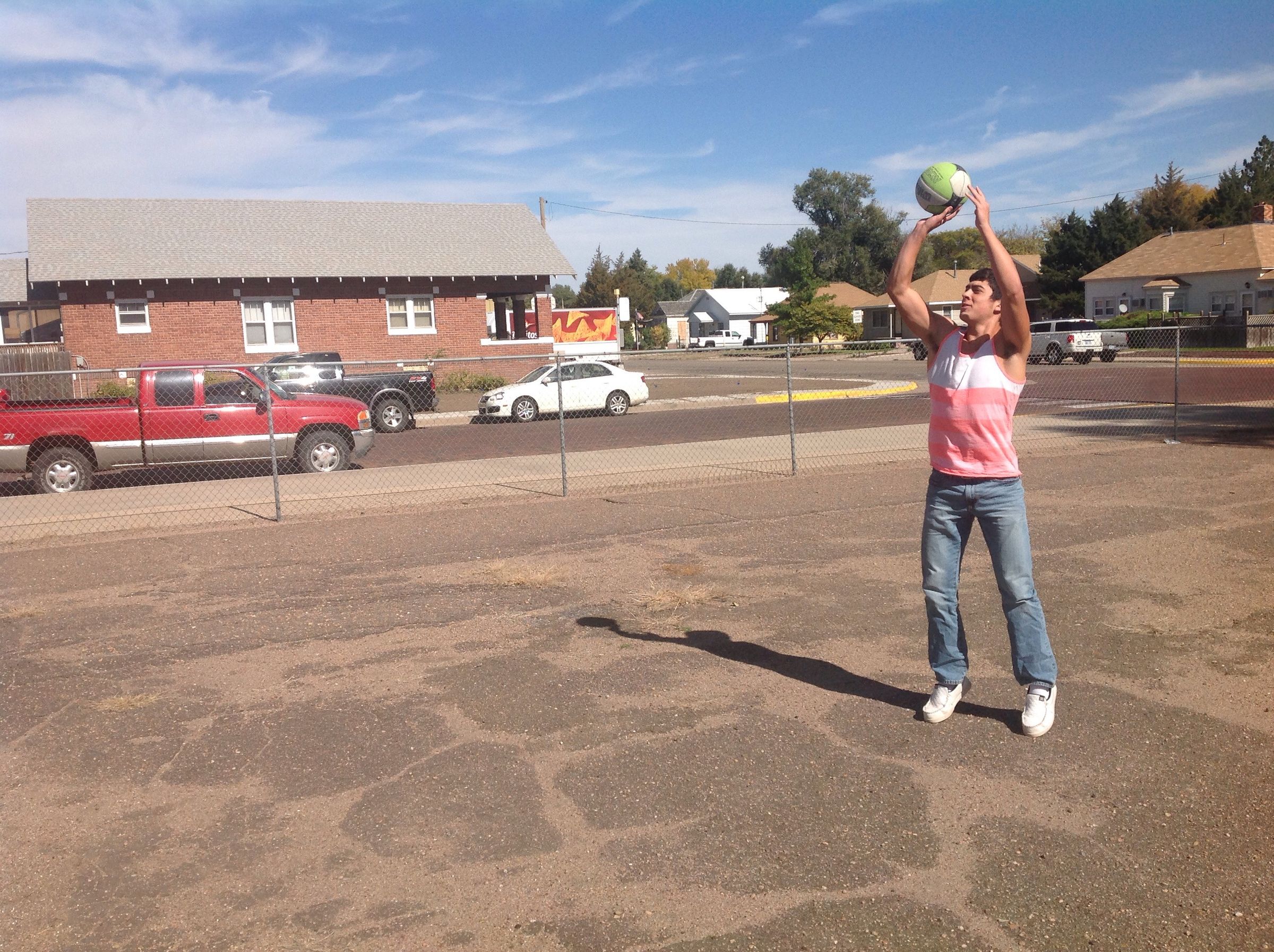 How to Shoot a Free Throw : 4 Steps - Instructables