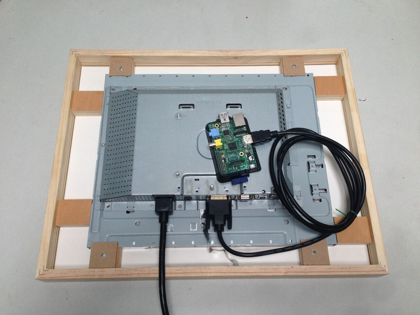A Frame for Openframe : 6 Steps (with Pictures) - Instructables