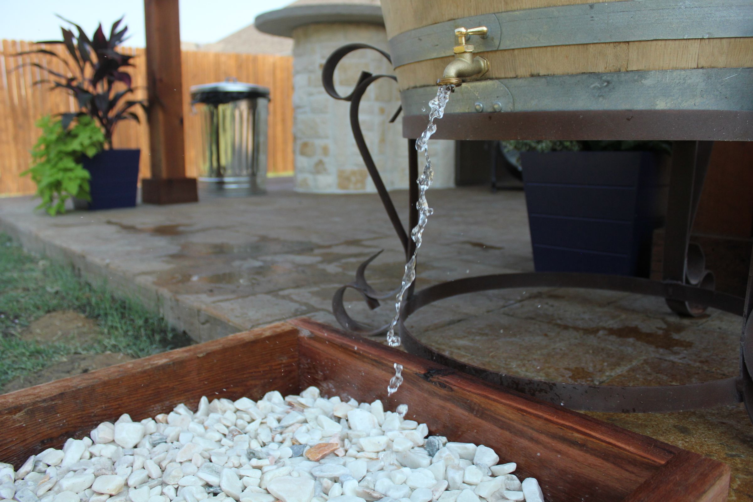 Rustic Rain Barrel : 7 Steps (with Pictures) - Instructables