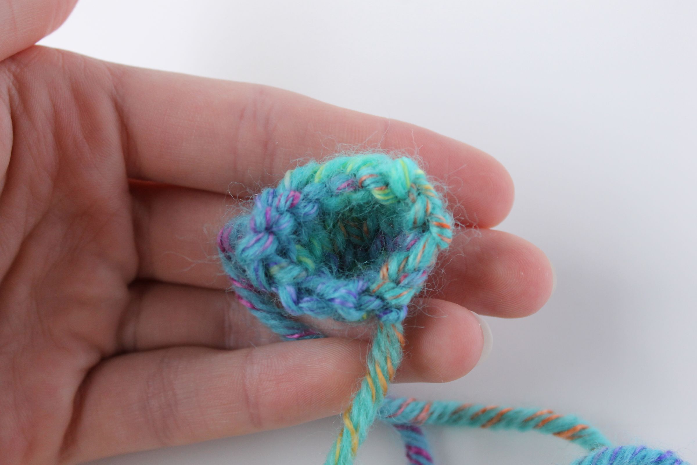 Knitted Blanket Buddy : 4 Steps (with Pictures) - Instructables