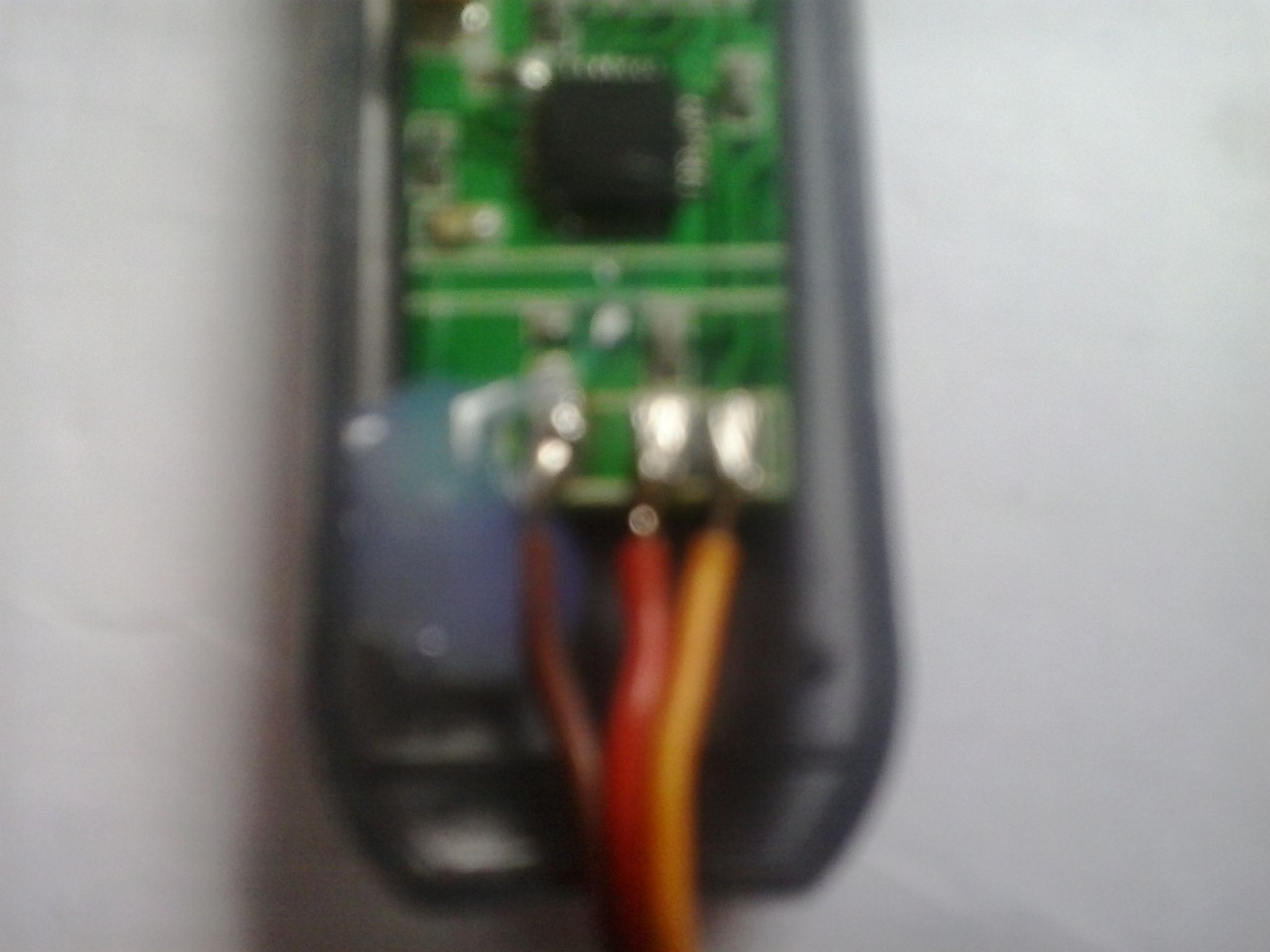 How to Connect Your 4 Button Battery Charger to Your Computer : 3 Steps ...