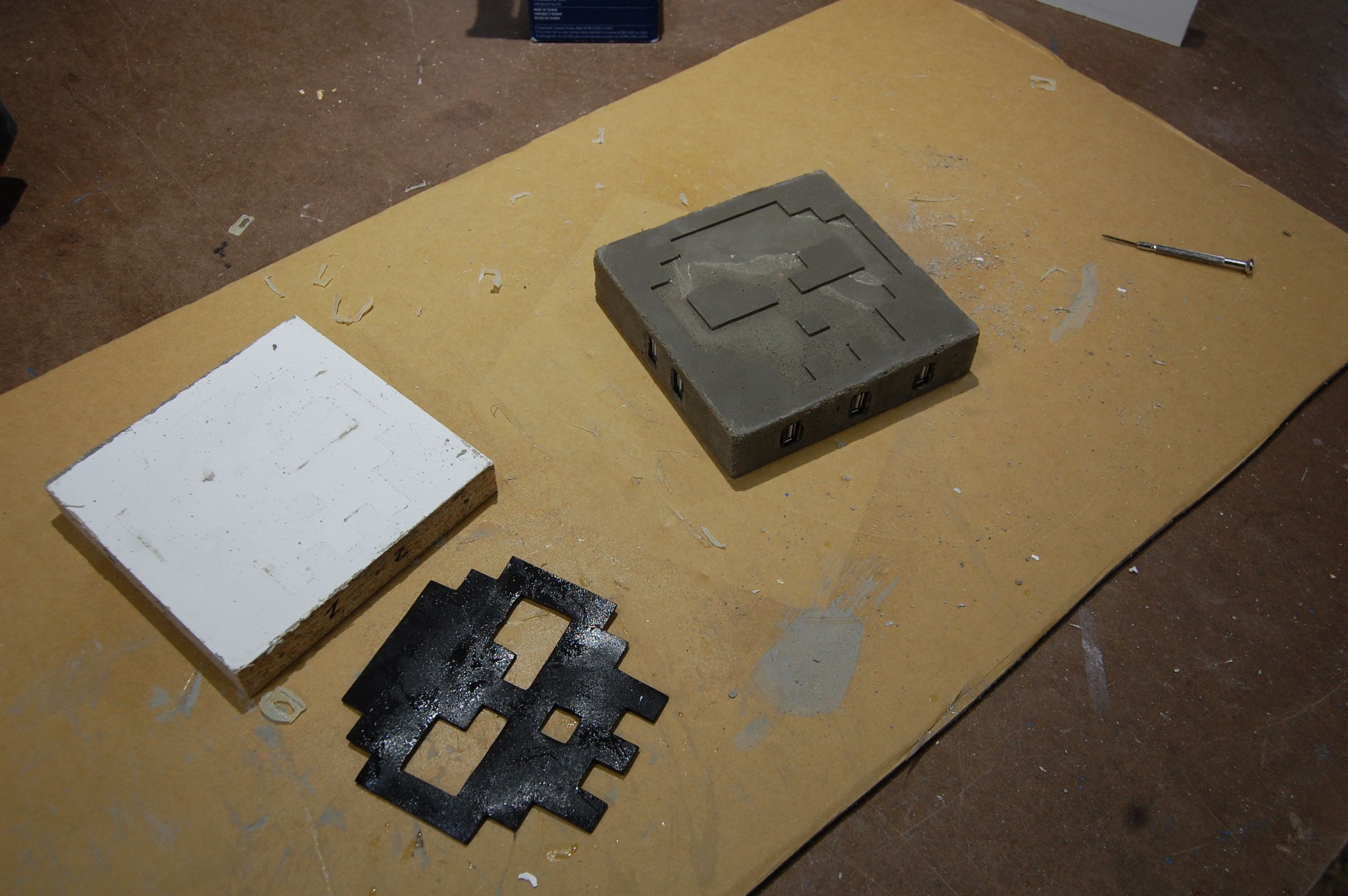 The 8-Bit Skull Concrete USB Hub : 11 Steps (with Pictures) - Instructables
