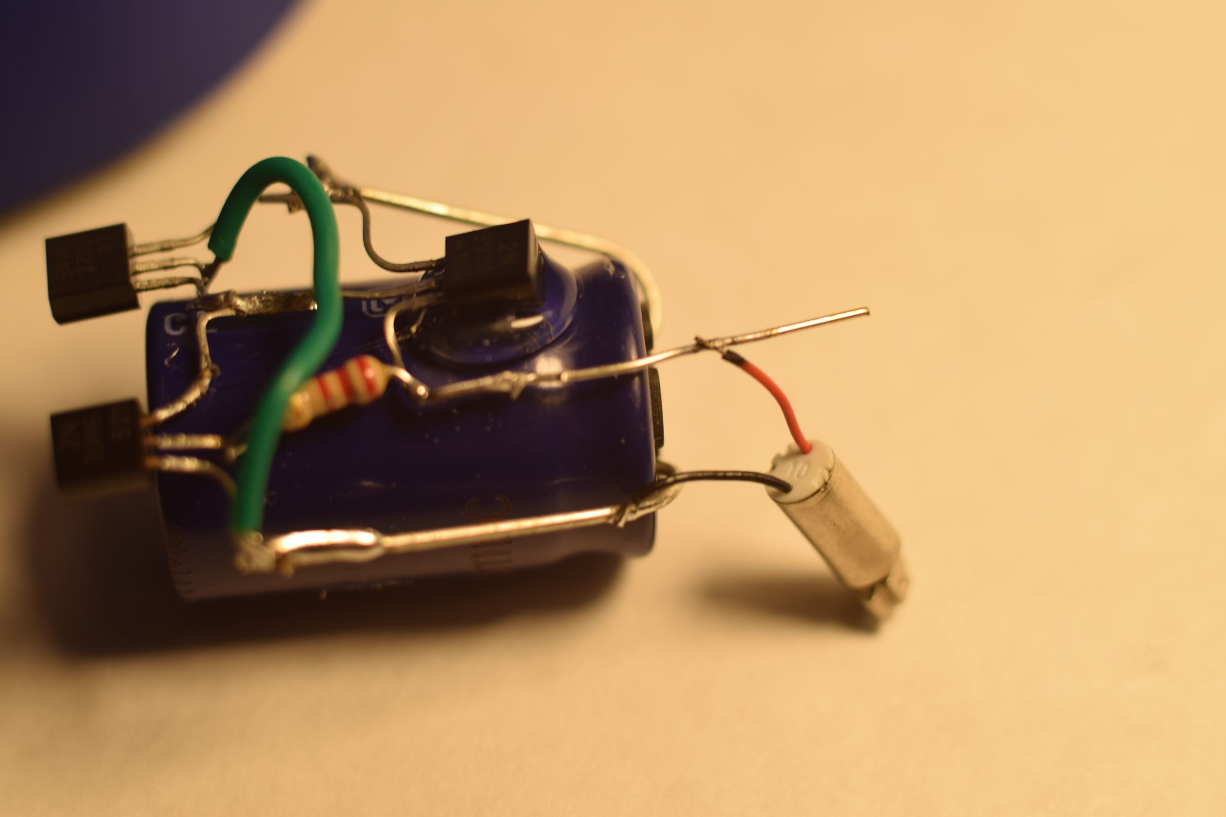 Make a Solar Powered Bug Robot : 9 Steps (with Pictures) - Instructables