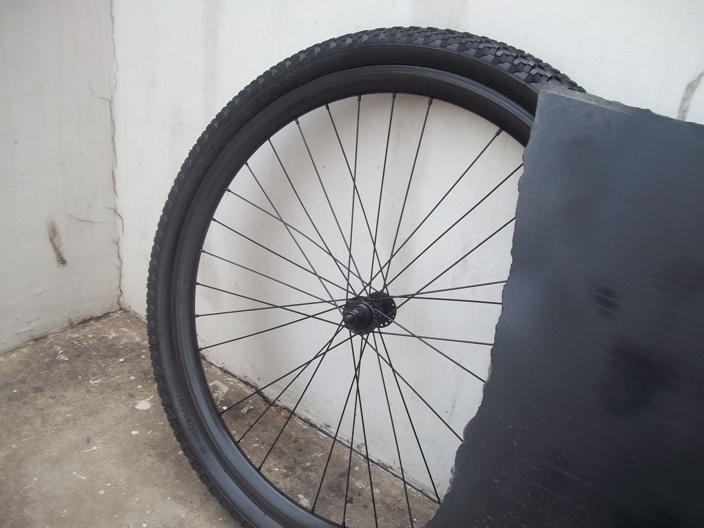 Repainting Old Bicycle Tire : 10 Steps - Instructables