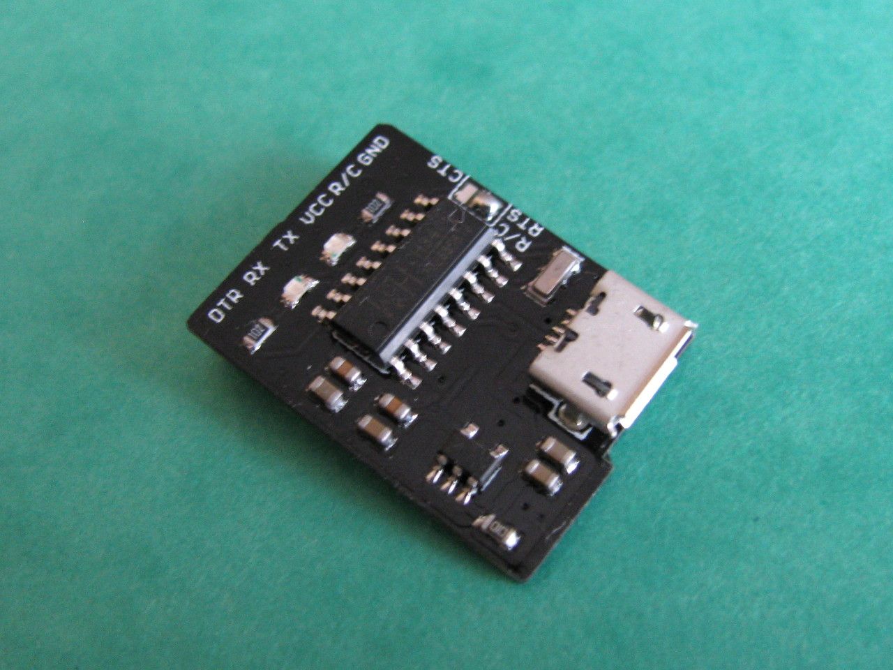PICAXE Thermometer Prototype With DS18B20 Sensor and LCD Display : 8 ...