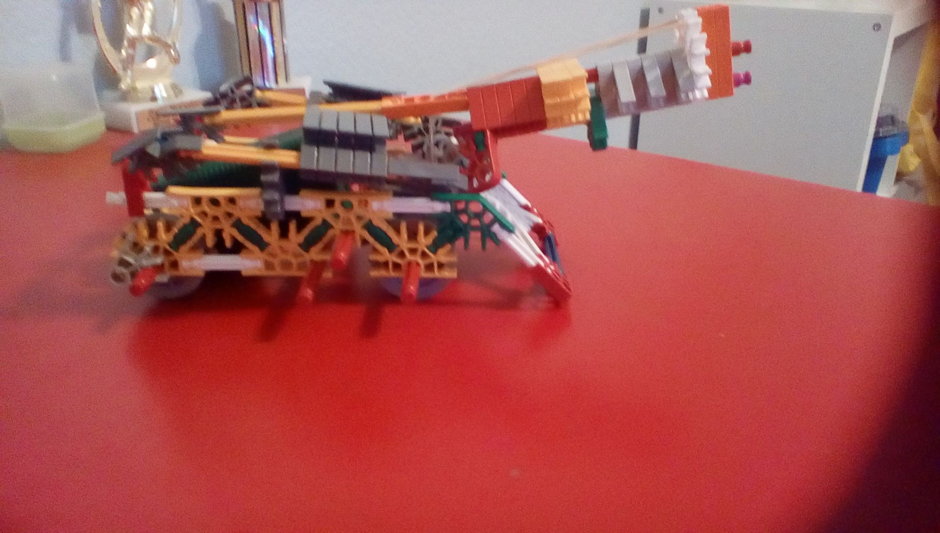 Motorized K'nex Tank : 7 Steps - Instructables