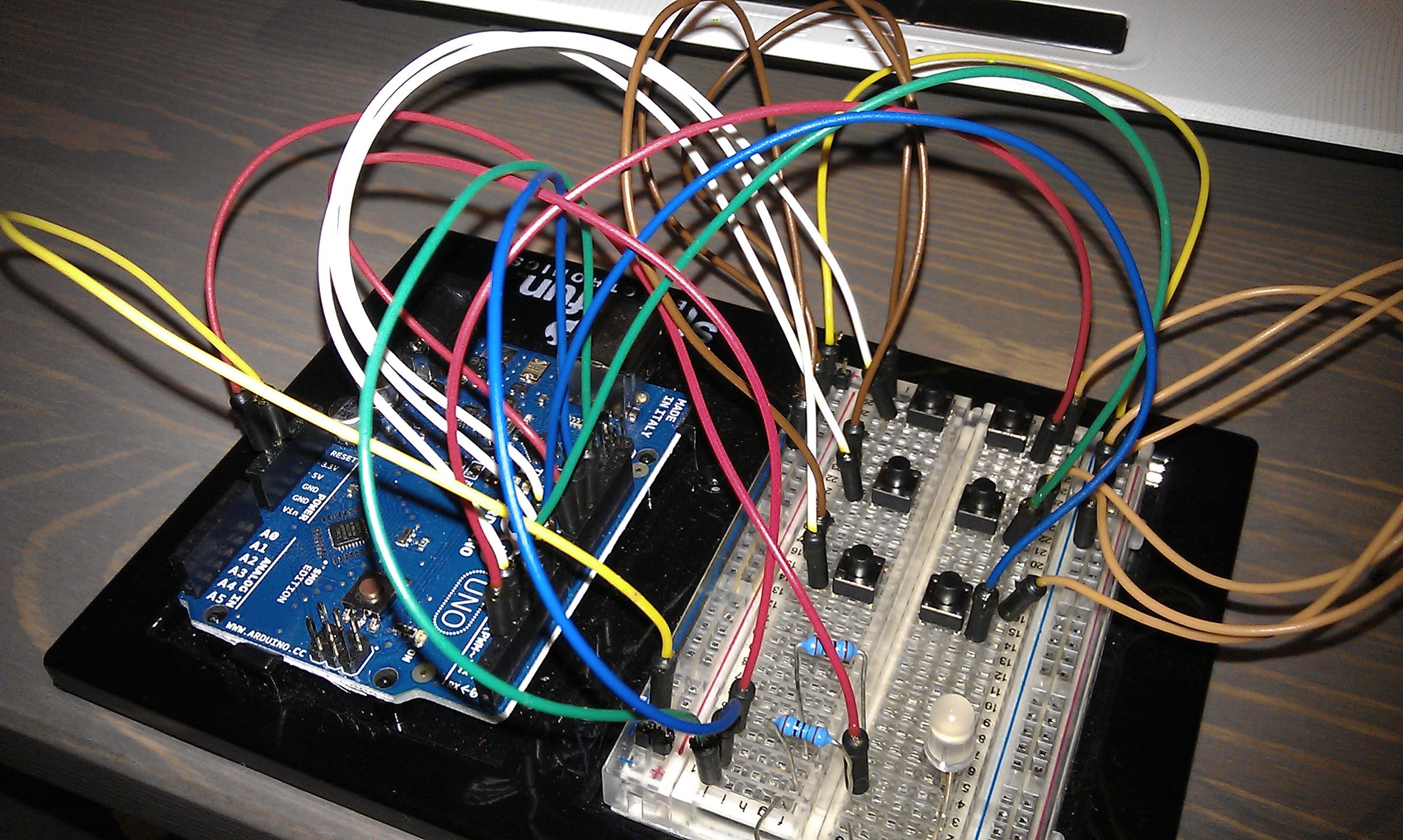 6 Button RGB Controller. : 4 Steps (with Pictures) - Instructables