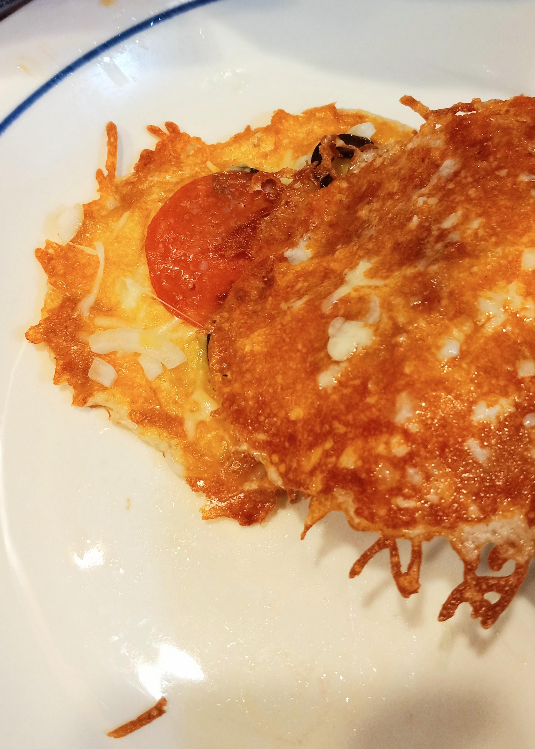 Frico Cheese Pizza Sandwich : 4 Steps (with Pictures) - Instructables