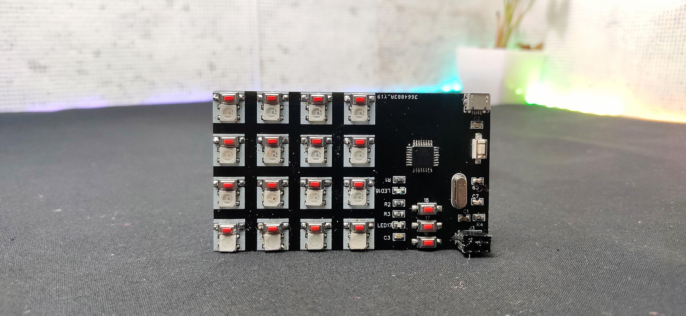 PCB Bussiness Card With 4*4 Tic Tac Toe Game | Hackaday.io