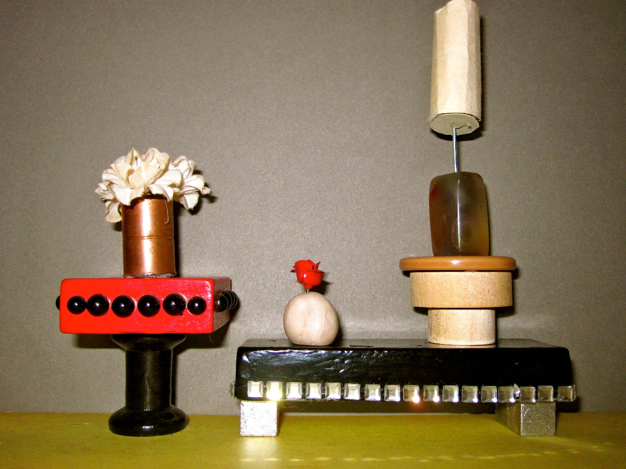 Luxe Miniature Hotel Room : 4 Steps - Instructables