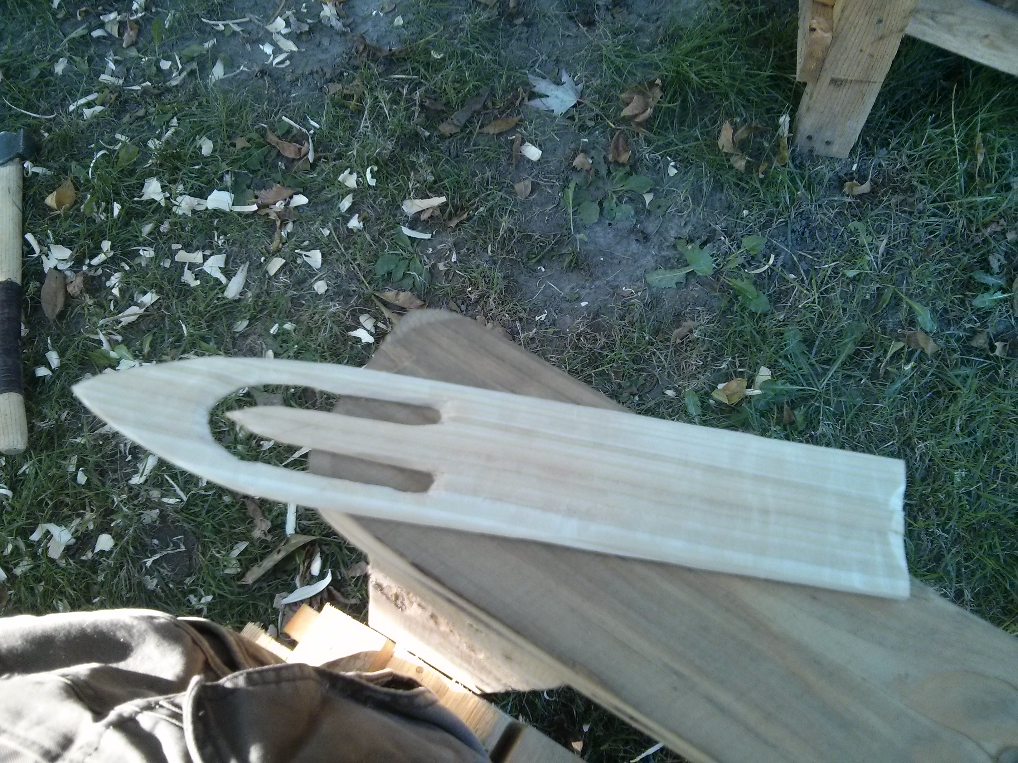 Primitive Net Making From Carving Your Needle to Weaving Your Net : 10 ...