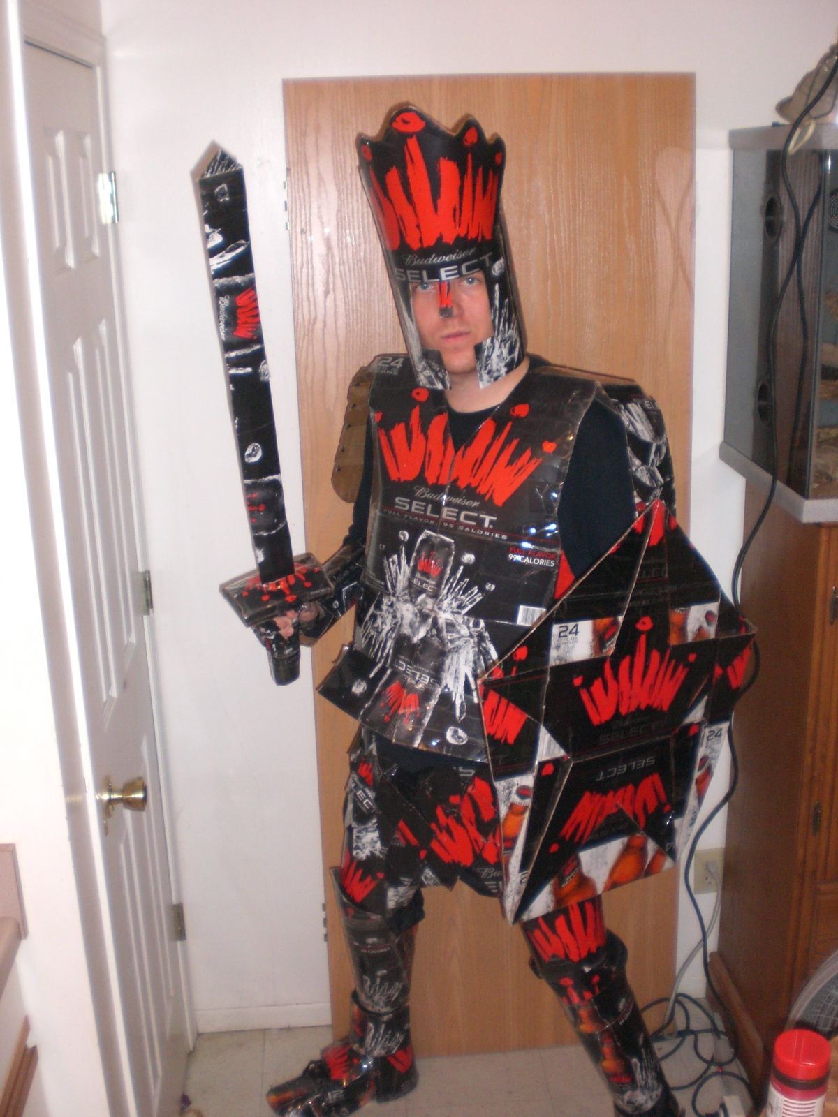 Bud Select Knight - Instructables