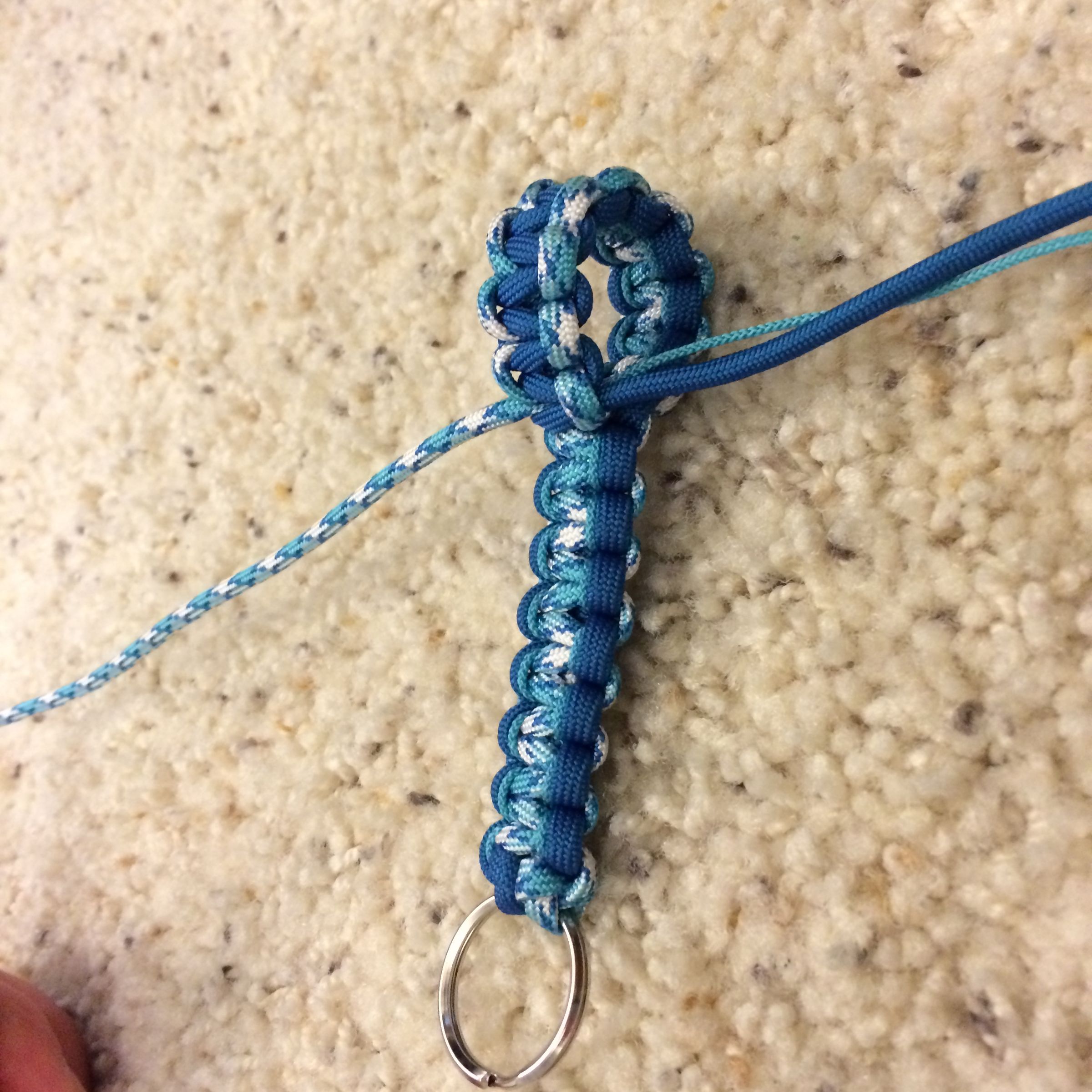 Paracord Keychain Instructions : 6 Steps - Instructables