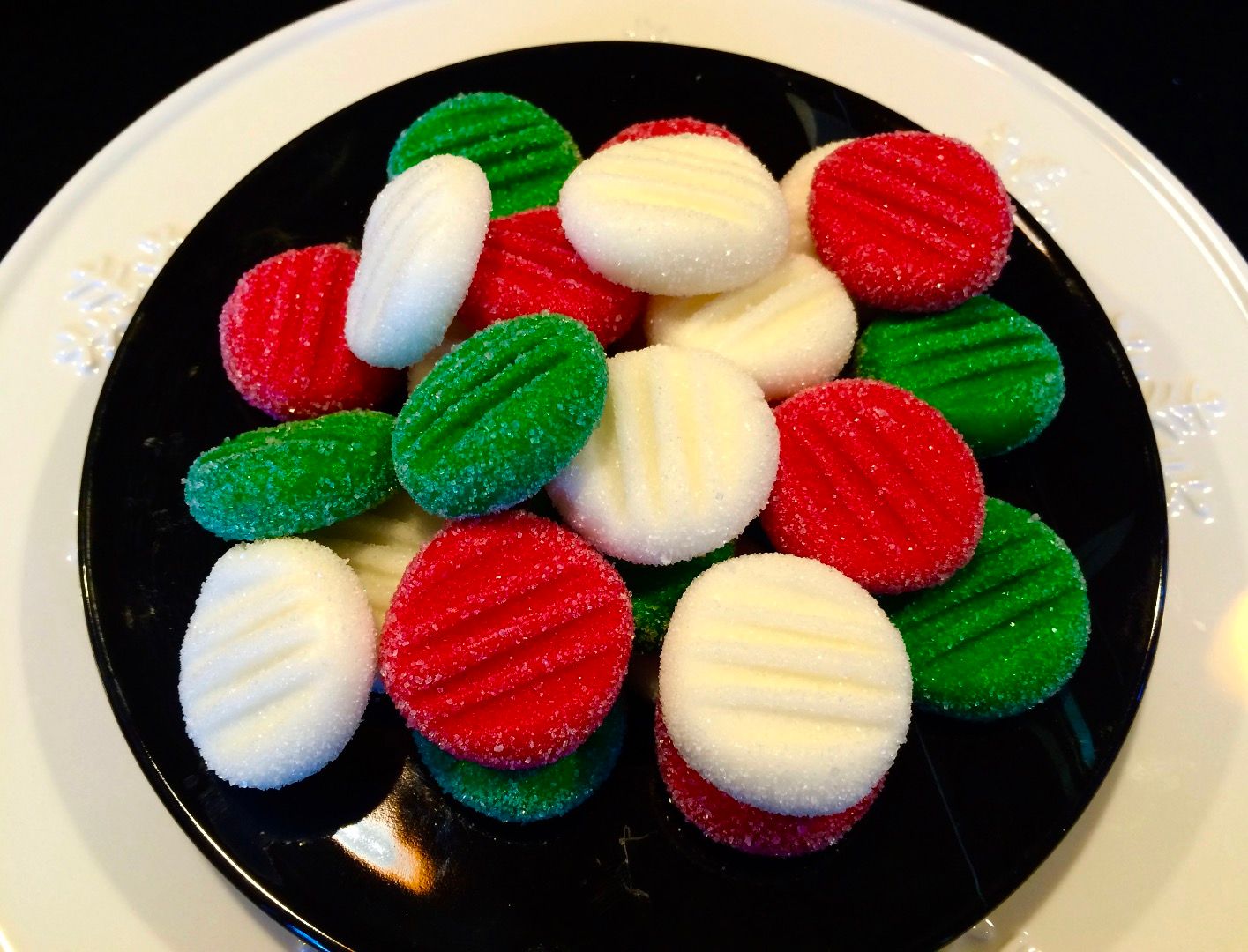 Christmas Peppermint Patties : 5 Steps (with Pictures) - Instructables