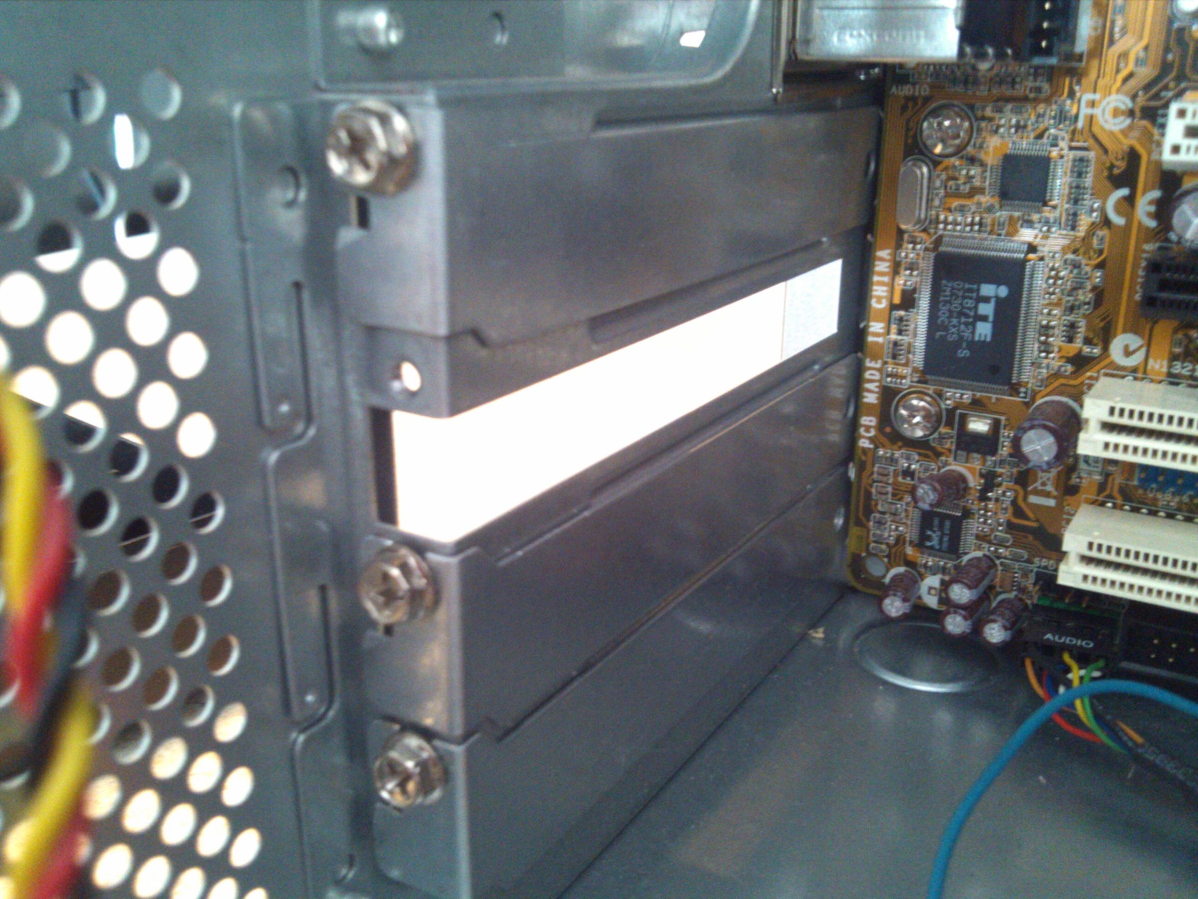 How to Install a Video Card : 3 Steps - Instructables