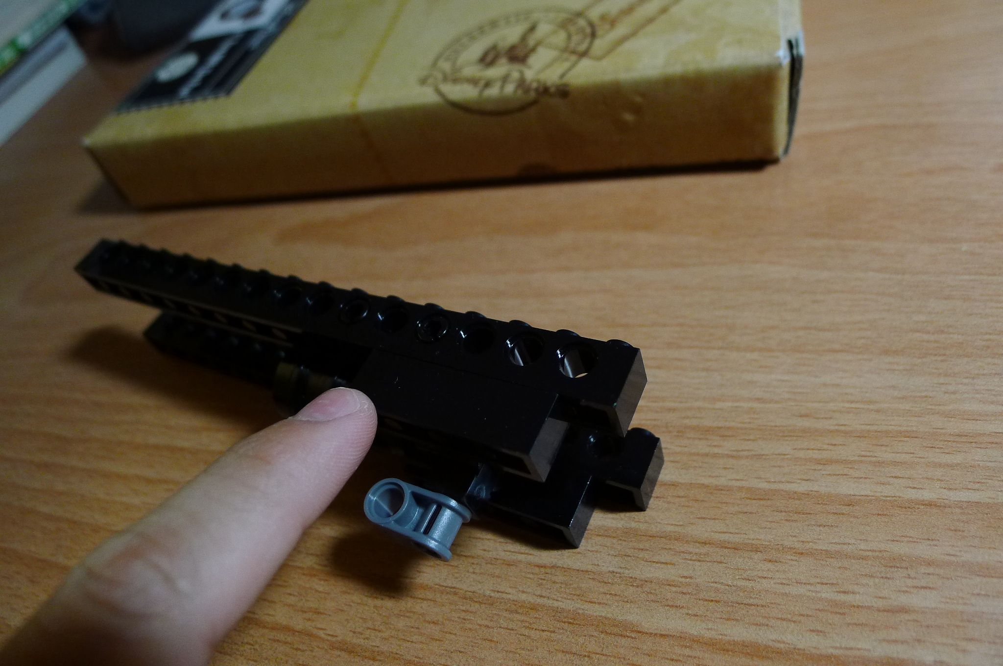 Lego Classic Rifle Gun : 3 Steps - Instructables