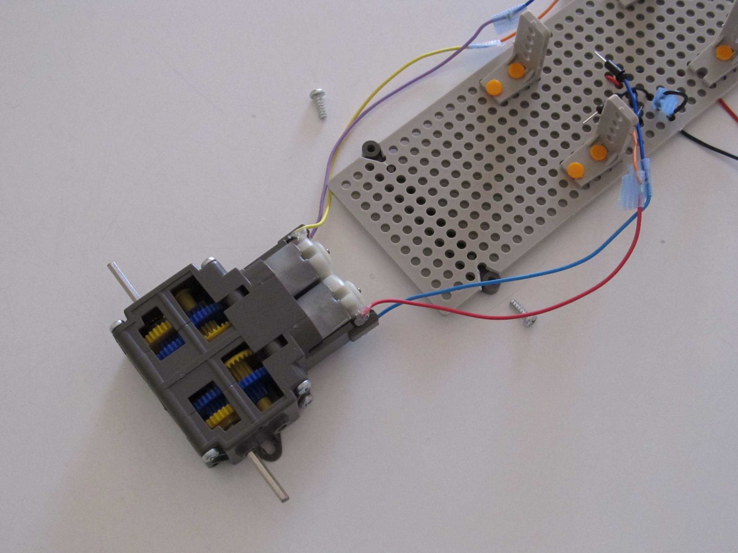 A Simple and Very Easy Inverted Pendulum Balancing Robot : 11 Steps ...