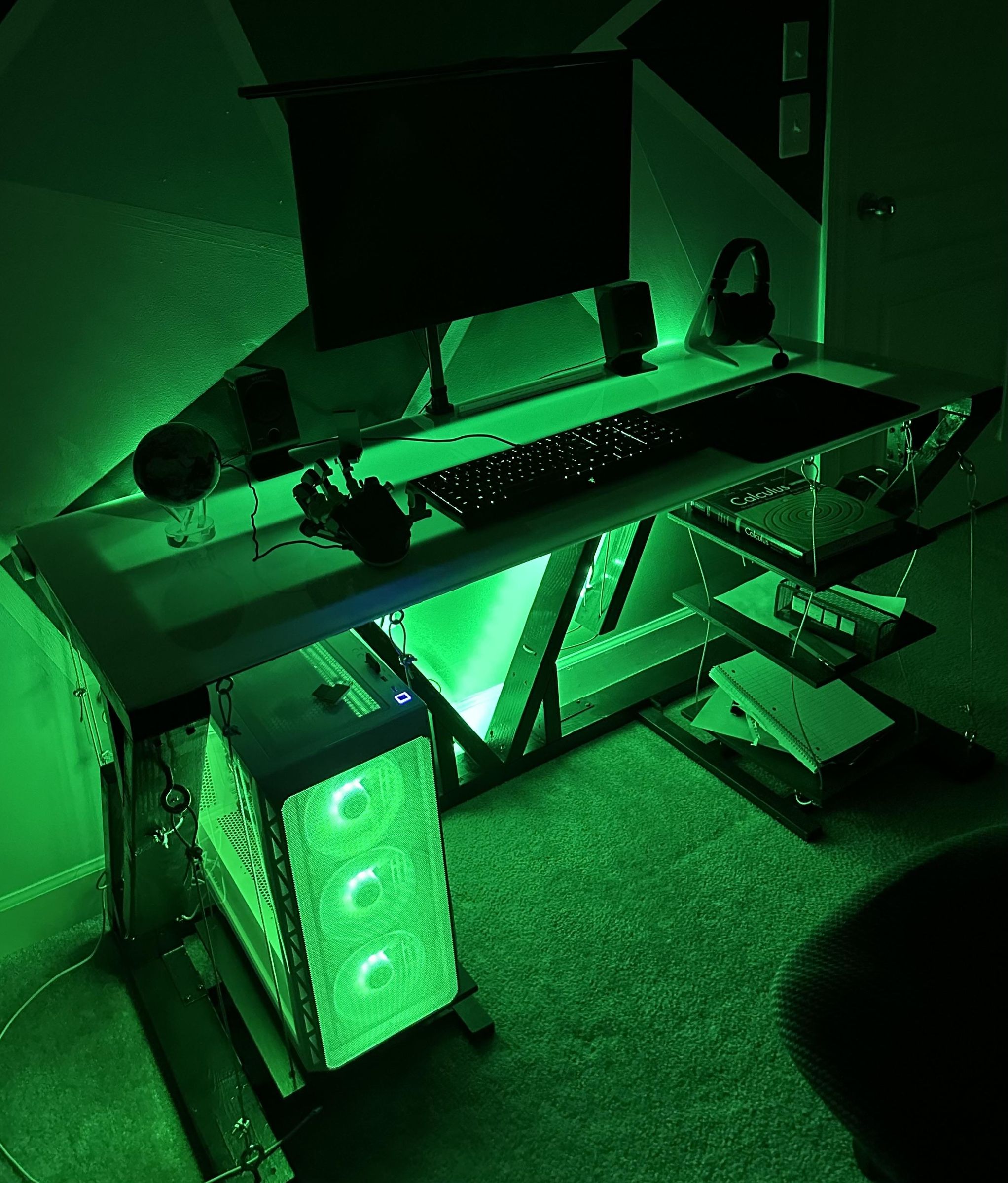 Tensegrity Desk : 6 Steps (with Pictures) - Instructables